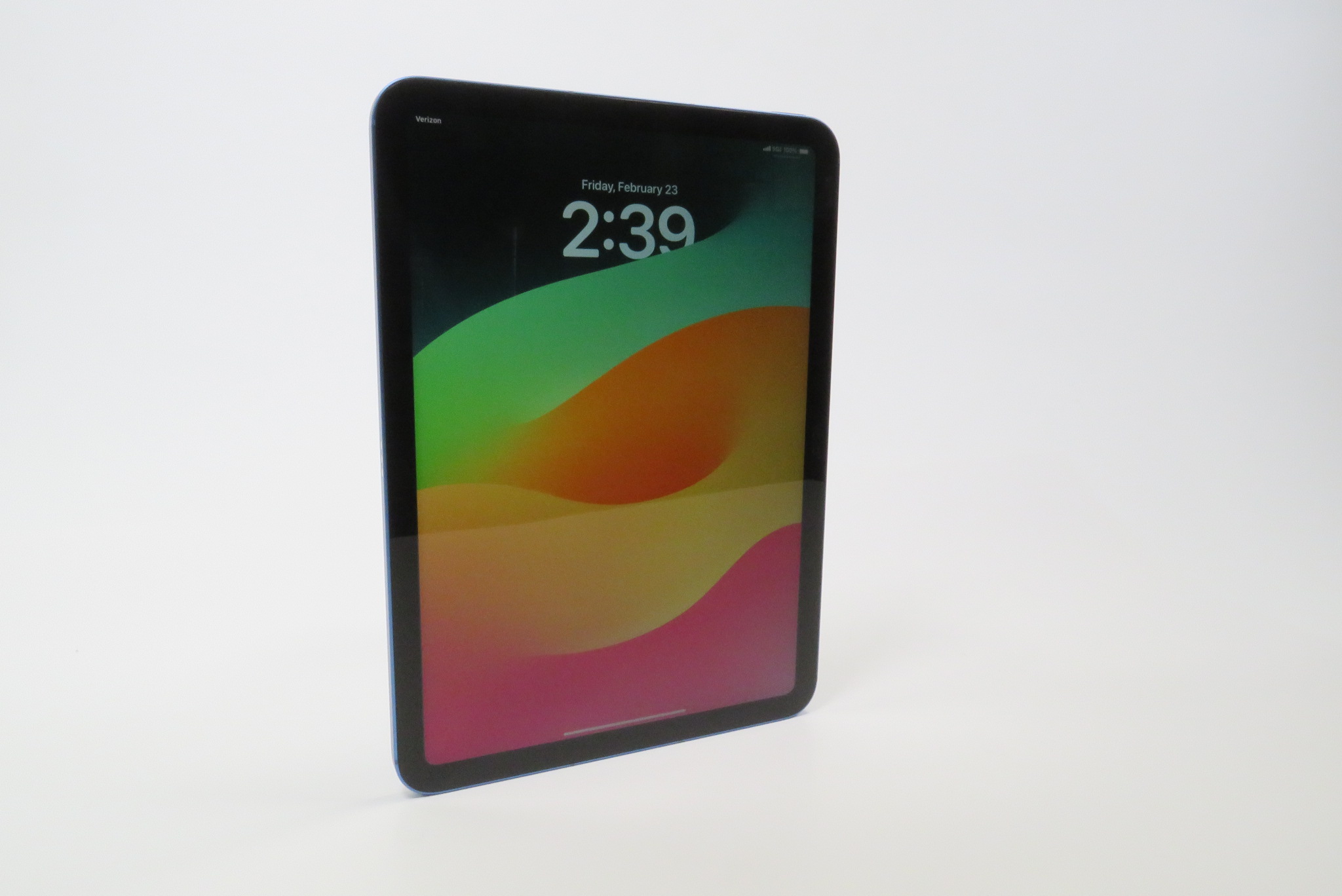 Apple iPad 10th Gen A2757 MQ6K3LL/A 64GB 10.9" Tablet