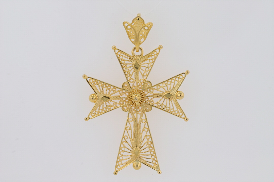 Diamond Cut Filigree Religious Cross Pendant without Chain 18k Yellow Gold