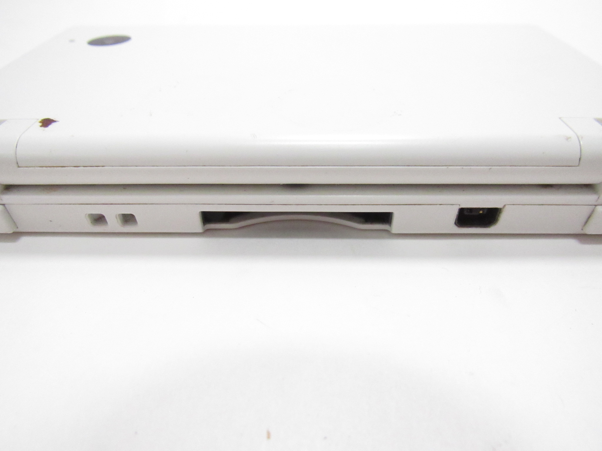 Nintendo DSi TWL-001 Video Gaming Console 9 Game Cartridge Bundle