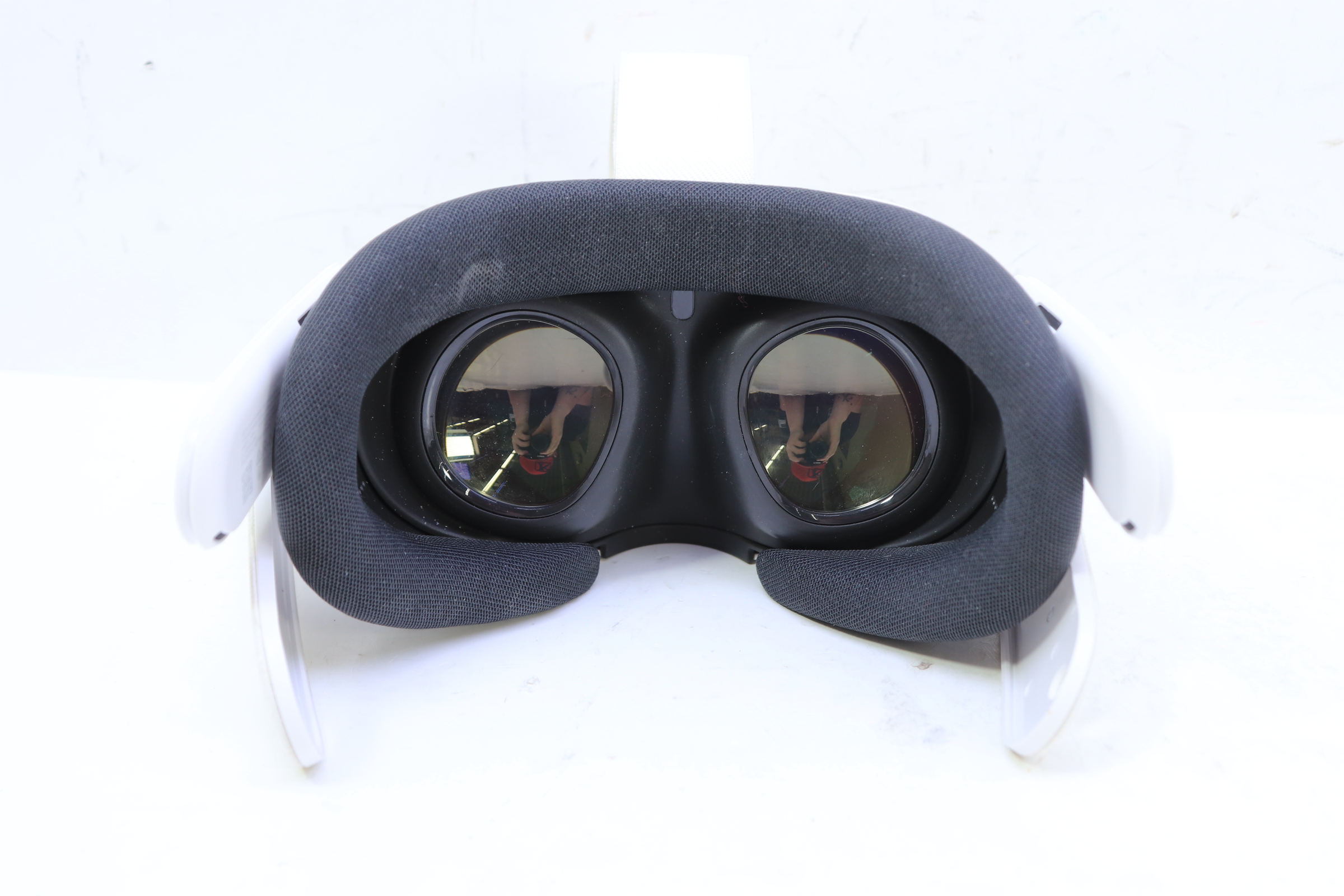 Meta 899-00579-01 Advanced All-in-One VR Headset Quest 3 (128GB) - 2218