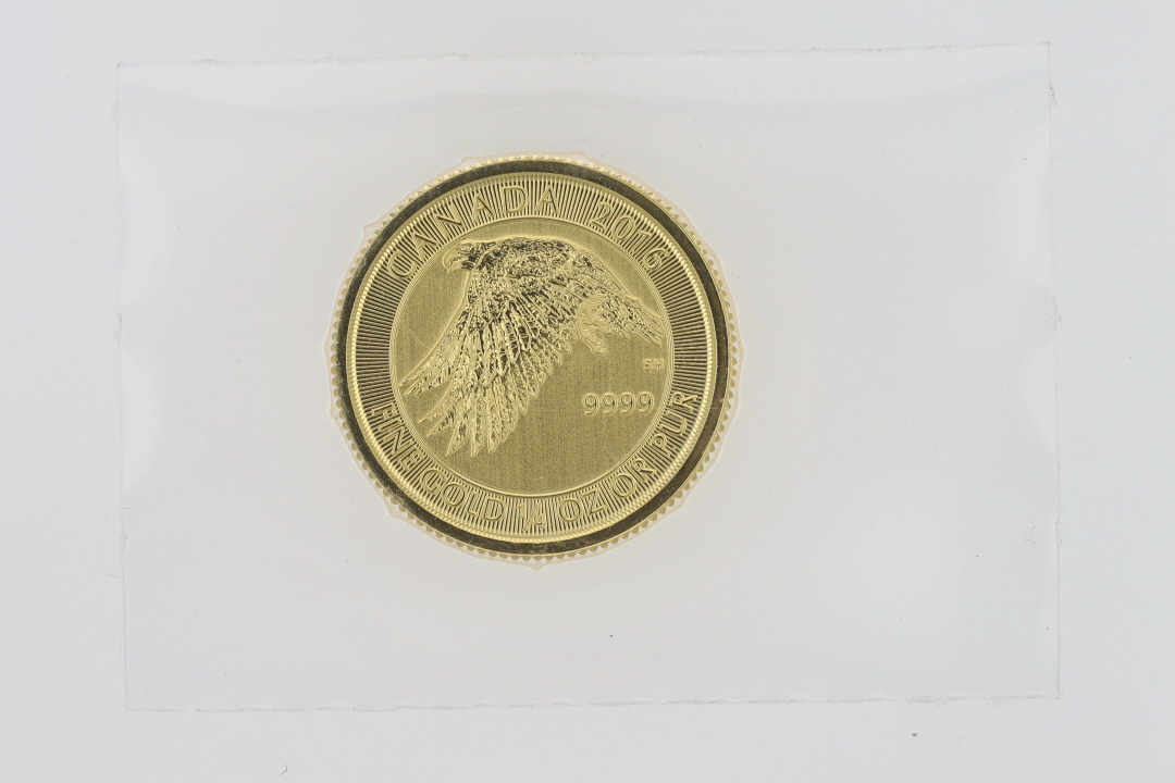 2016 Canada White Snow Falcon Elizabeth II $10 1/4 Oz. .9999 Fine Gold Coin