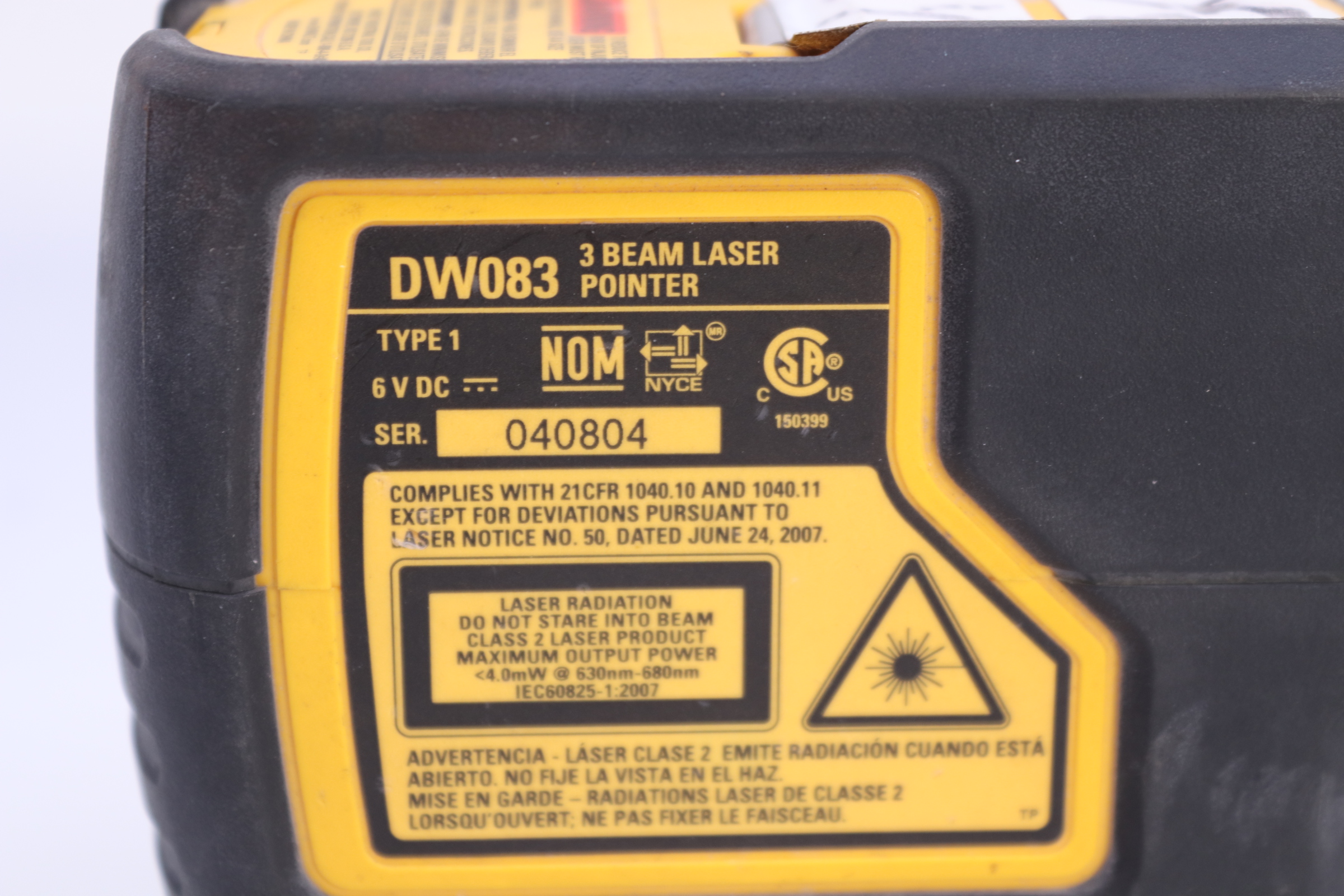DeWalt DW083 100 Foot Red Self-Leveling 3-Spot Laser Level