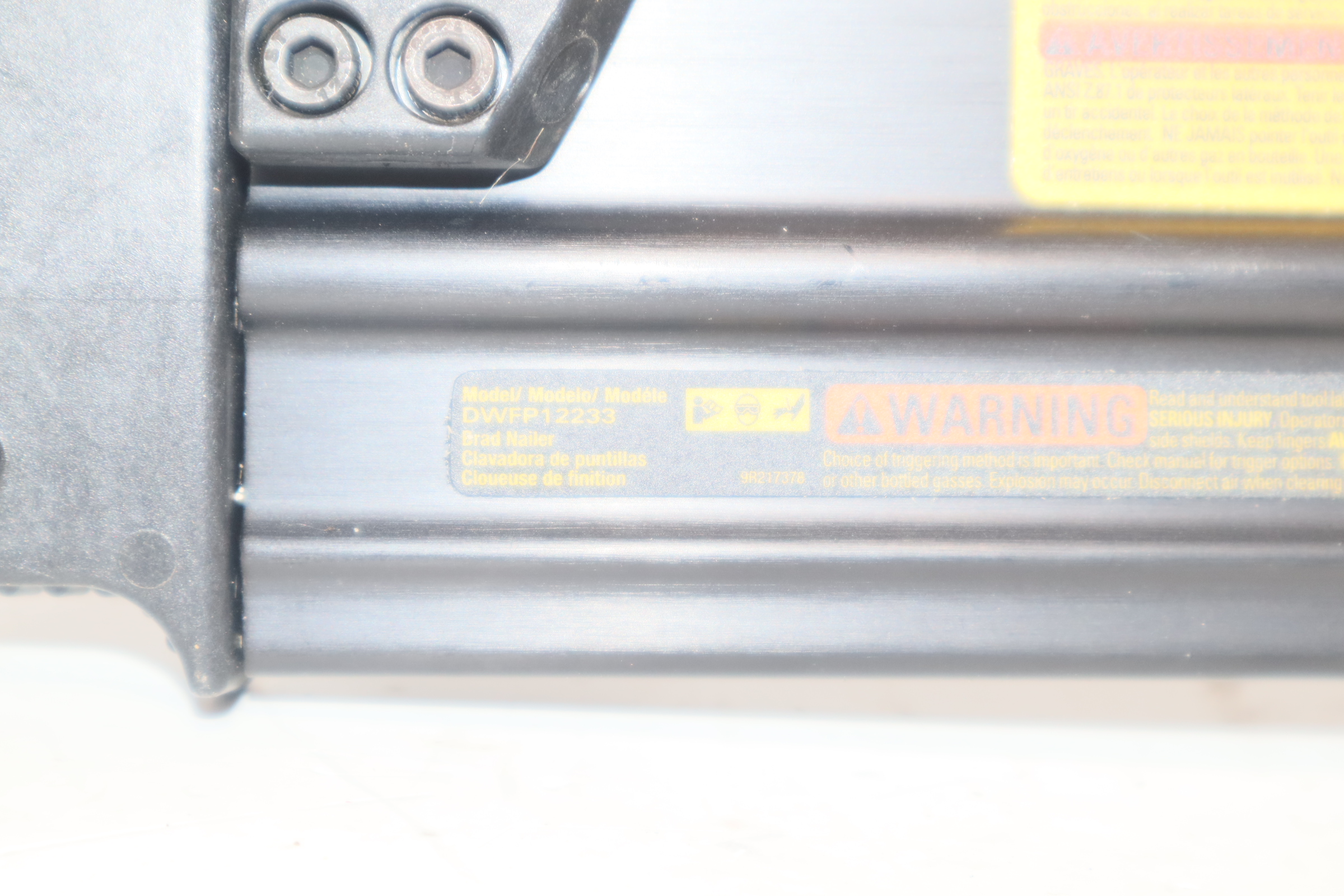 DeWalt DWFP12233 18-Gauge Pneumatic Corded Brad Nailer
