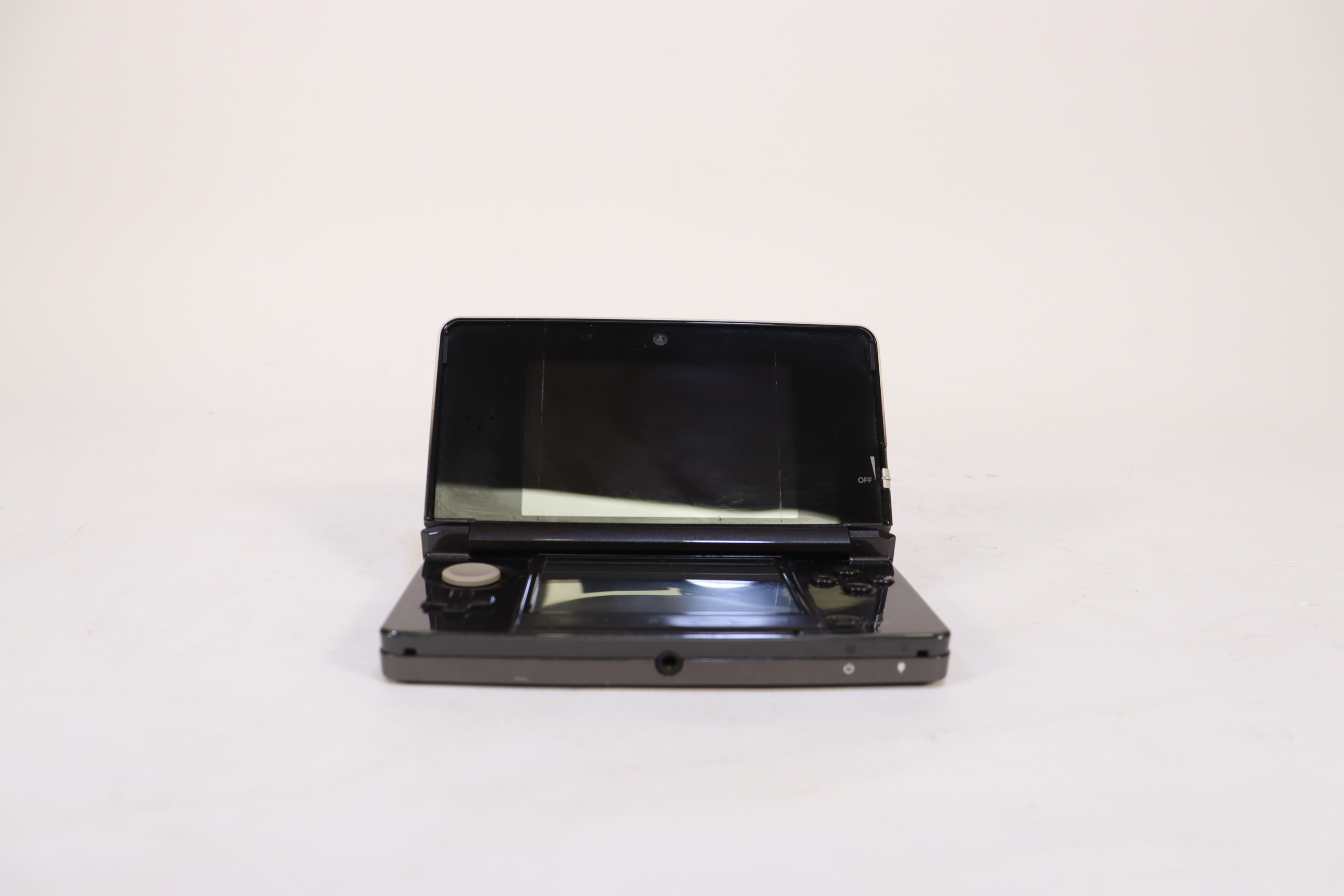 Nintendo CTR-001 3DS Dual Screen Handheld Portable System 0807