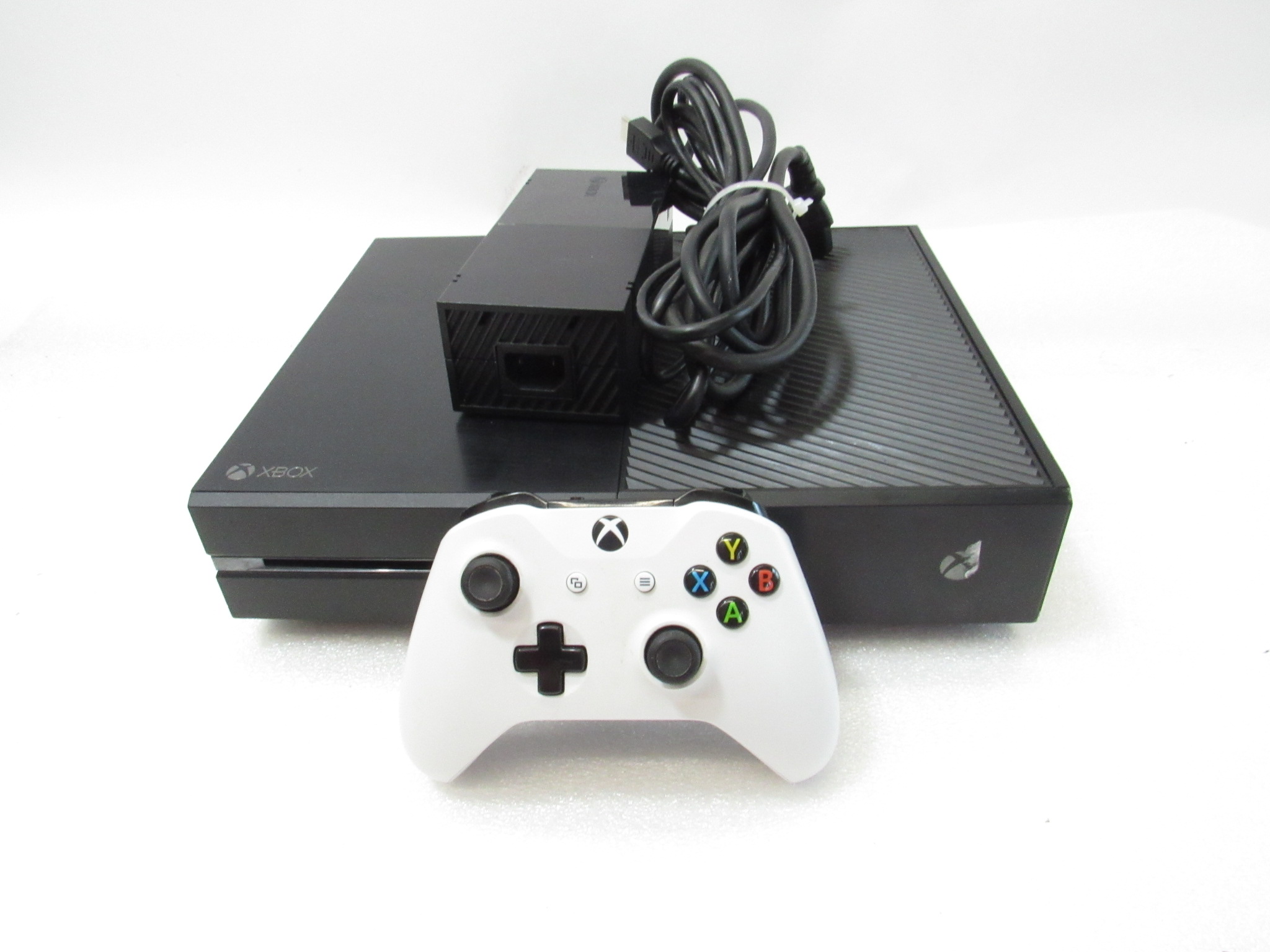 Microsoft Xbox One 500GB Console Model 1540 w/ Controller, Game & Power ...