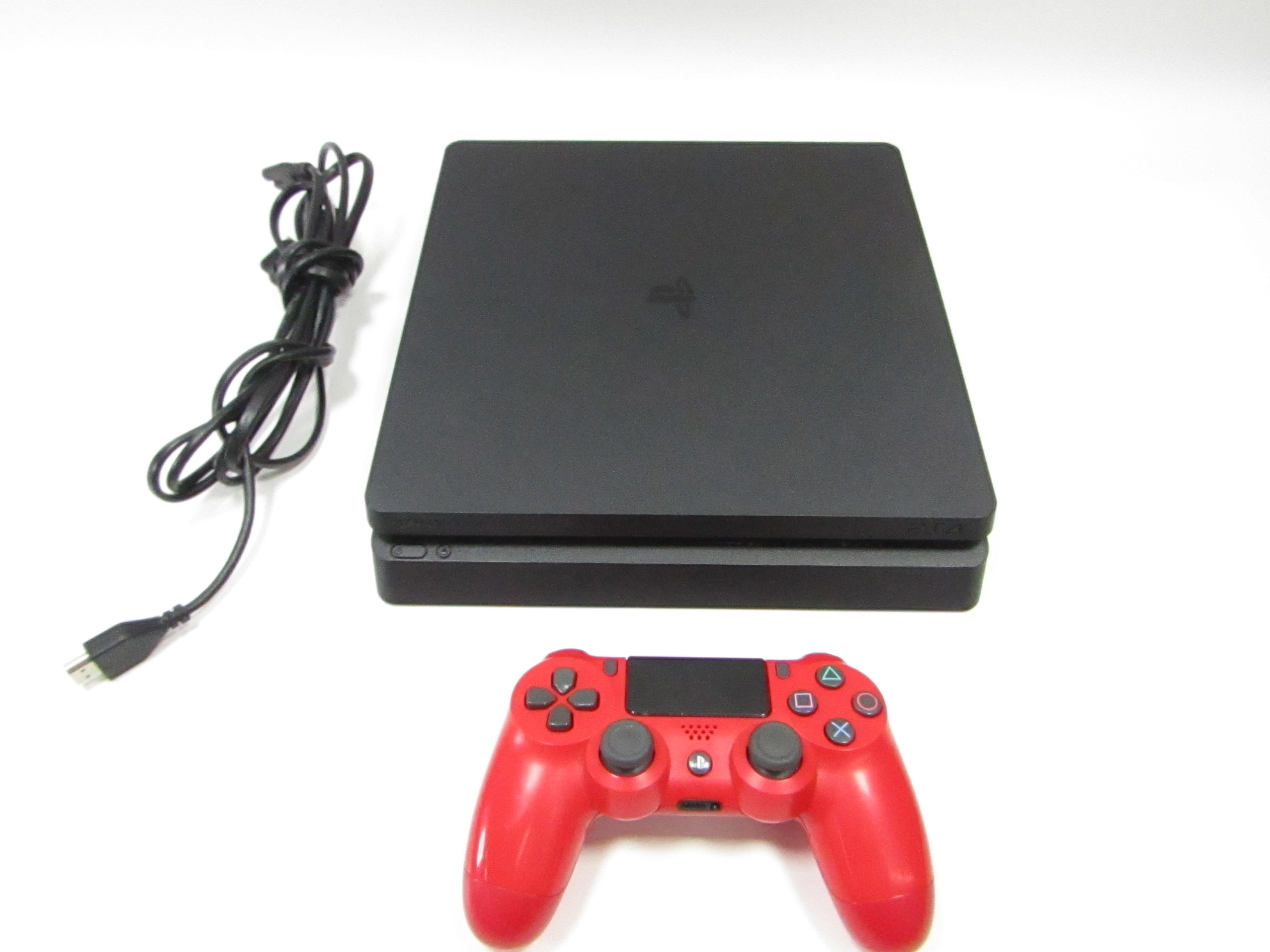 Sony PlayStation 4 CUH-2215B 1TB Video Game Console 0780