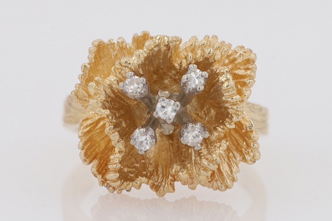 .08ctw Diamond Prong Set Flower Statement Ring 14k Multi-Tone Gold Size 5.5