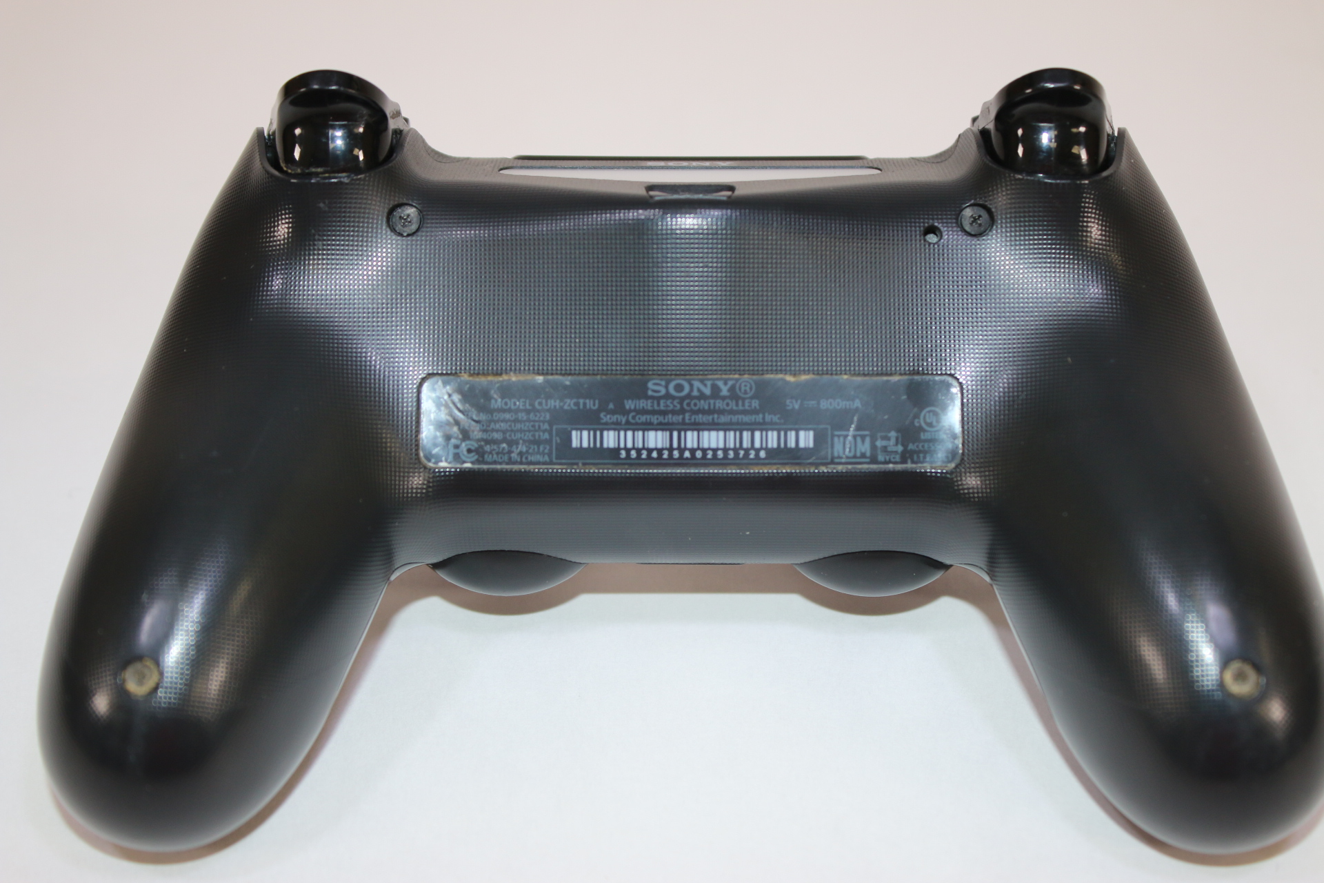 Sony CUH-ZCT2U PlayStation 4 PS4 Dual Shock Wireless Controller 3726 Sony CUH-ZCT2U PlayStation 4 PS4 Dual Shock Wireless Controller 3726
