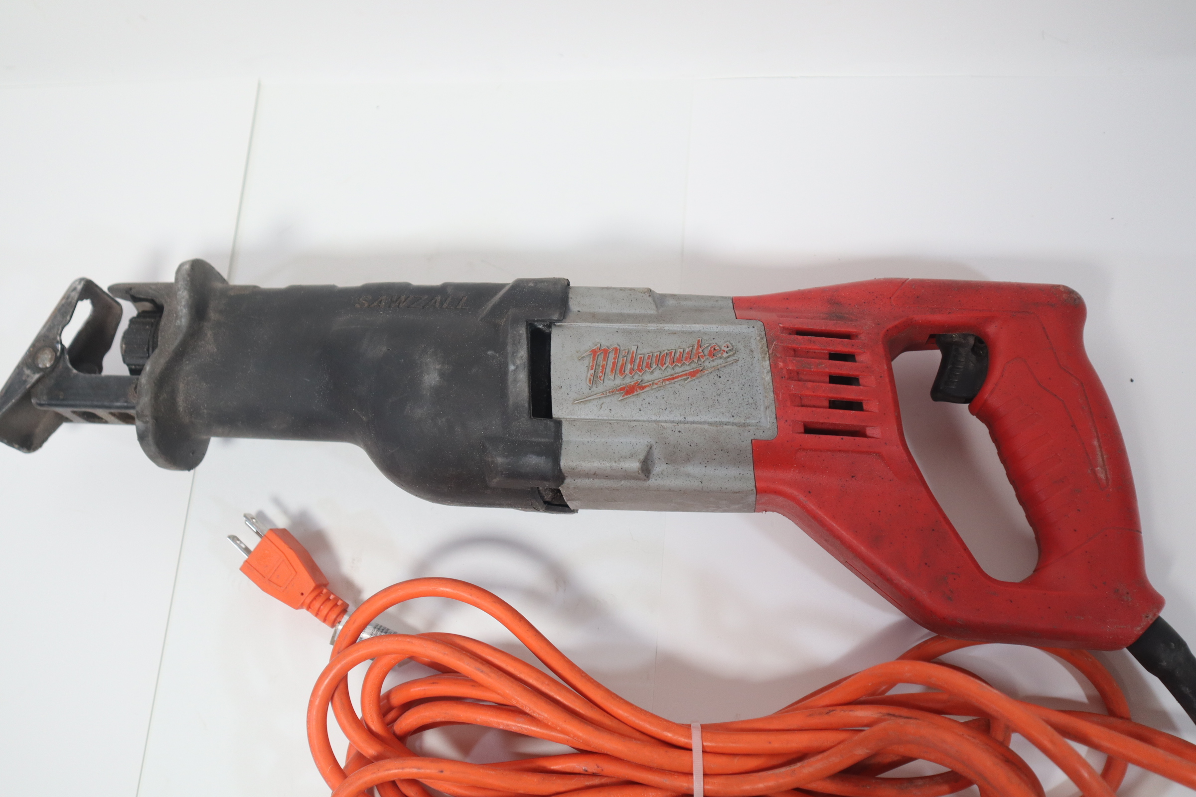 Milwaukee 6519-30 Corded Sawzall Reciprocating Saw 4594 & Milwaukee ...