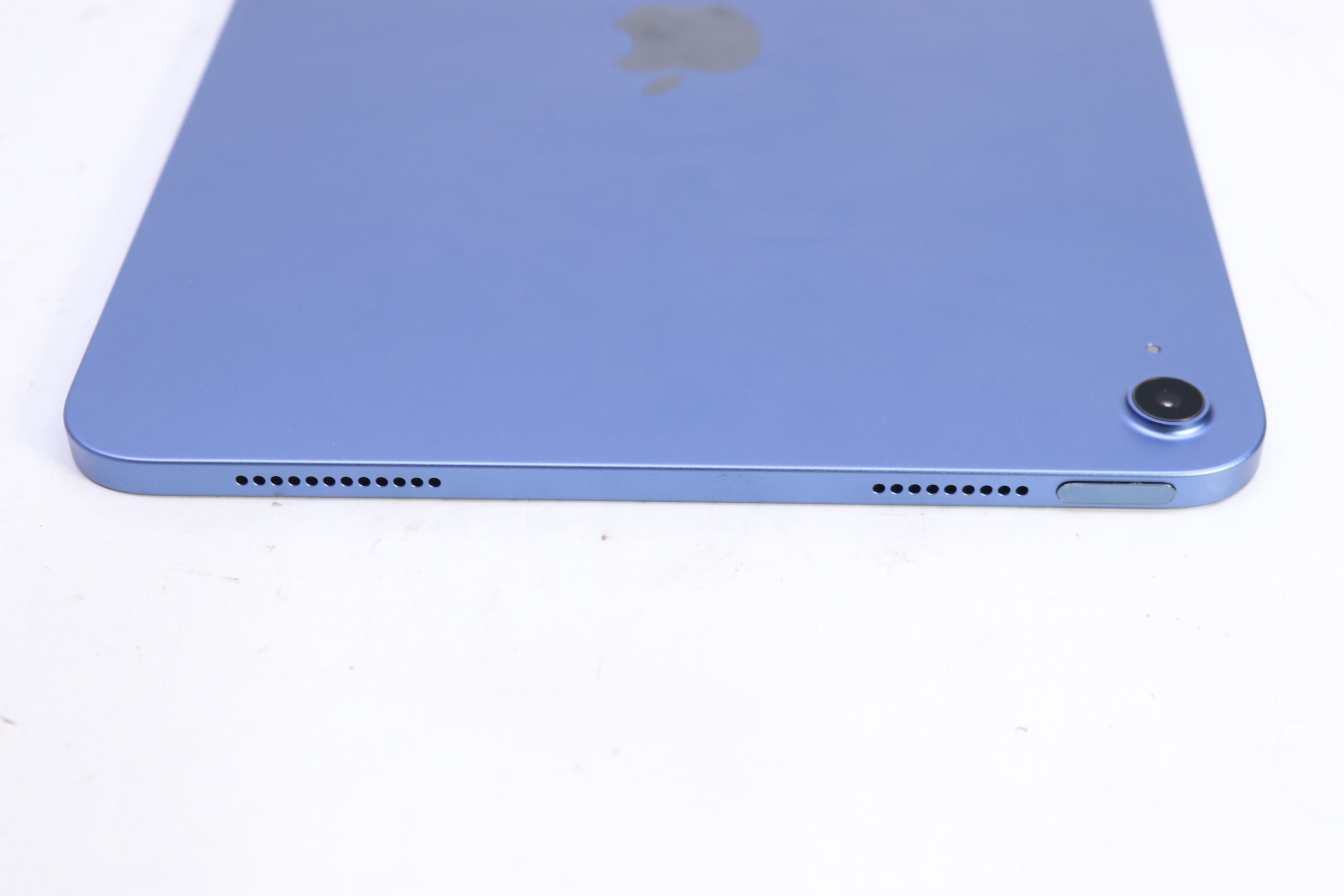 Apple iPad MPQ13LL/A 10th Generation 64GB Wi-Fi Only 10.9" Tablet