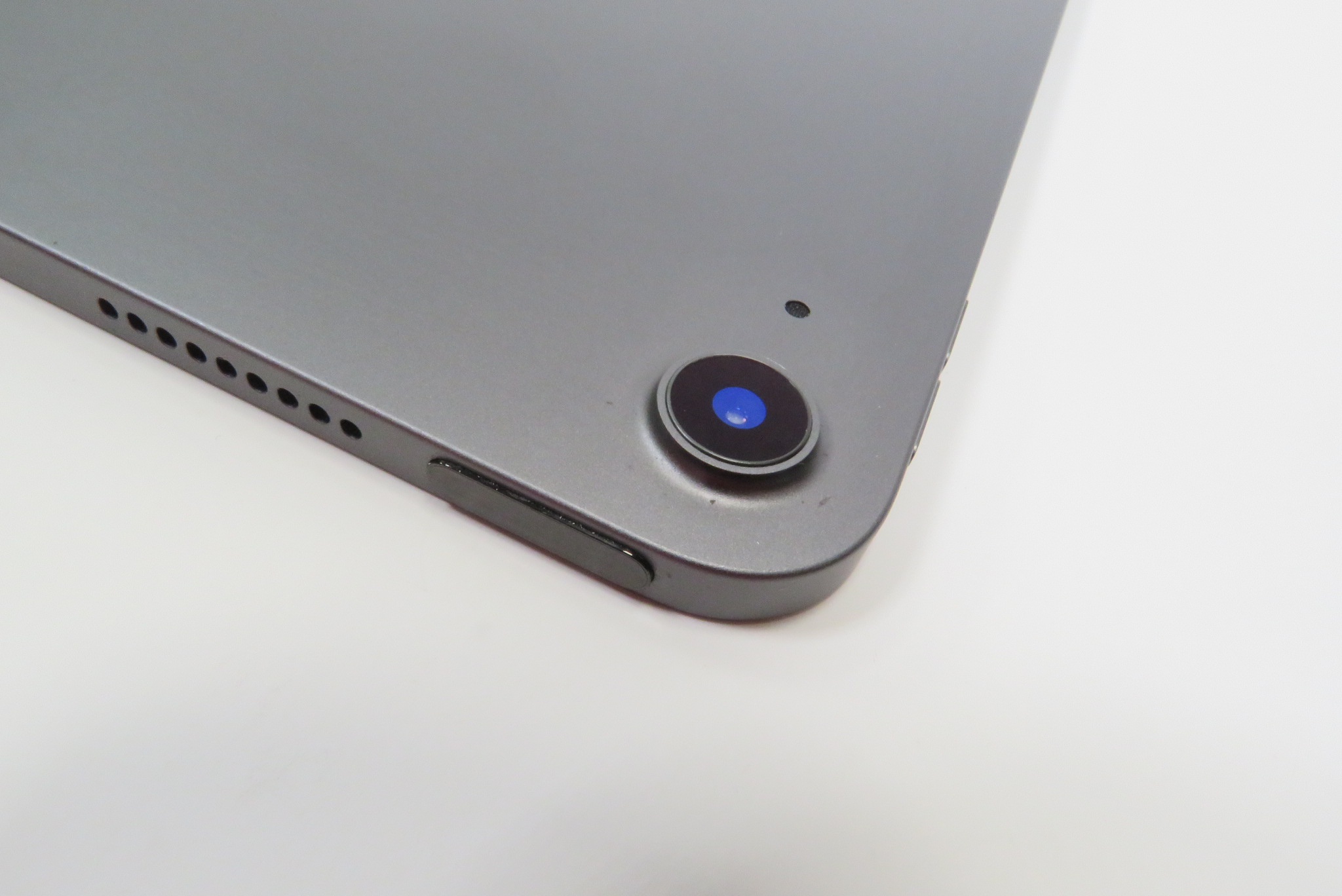 Apple iPad Air A2316 MYFT2LL/A 10.9" Wi-Fi 256GB Tablet