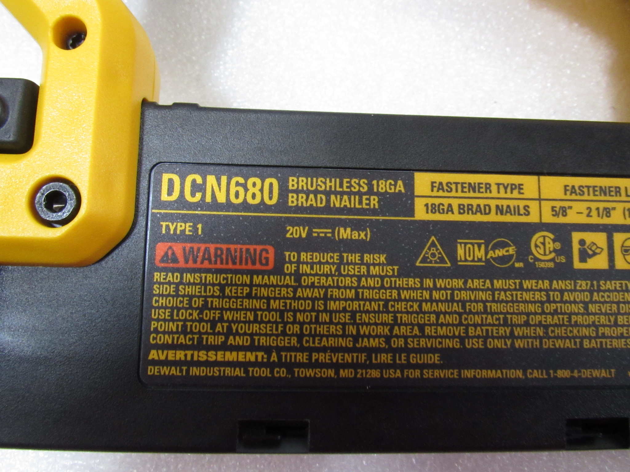 DeWalt DCN680 20V MAX XR Lithium-Ion Cordless 18-Gauge Brad Nailer