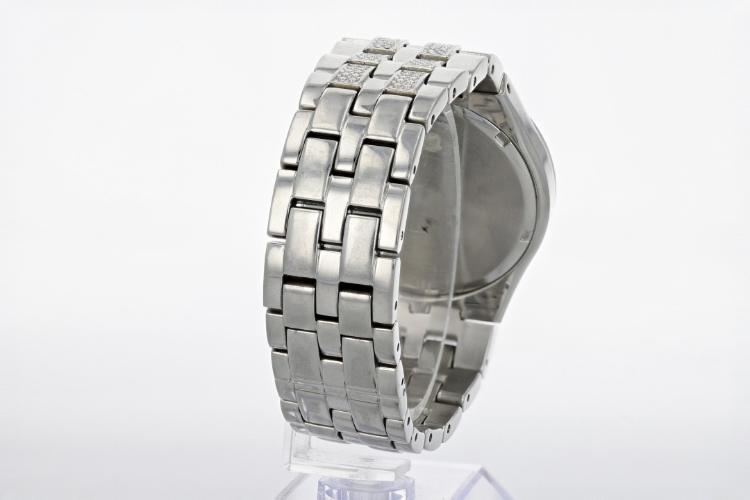 Bulova Phantom Crystal Pavé Silver Dial Quartz Stainless Steel Men's ...