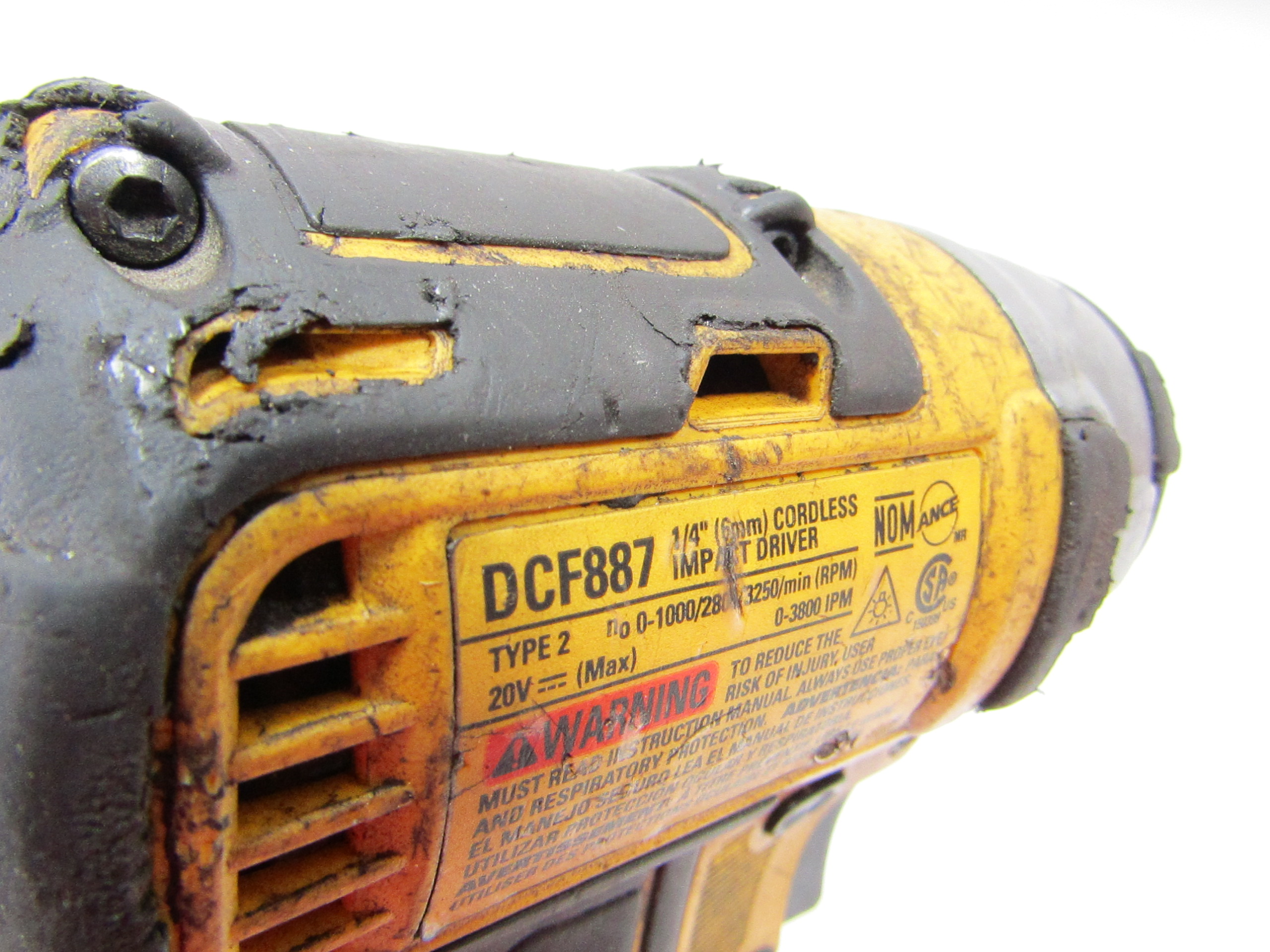 DeWALT DCF887 20-Volt MAX XR Cordless Brushless 3-Speed 1/4 in. Impact ...
