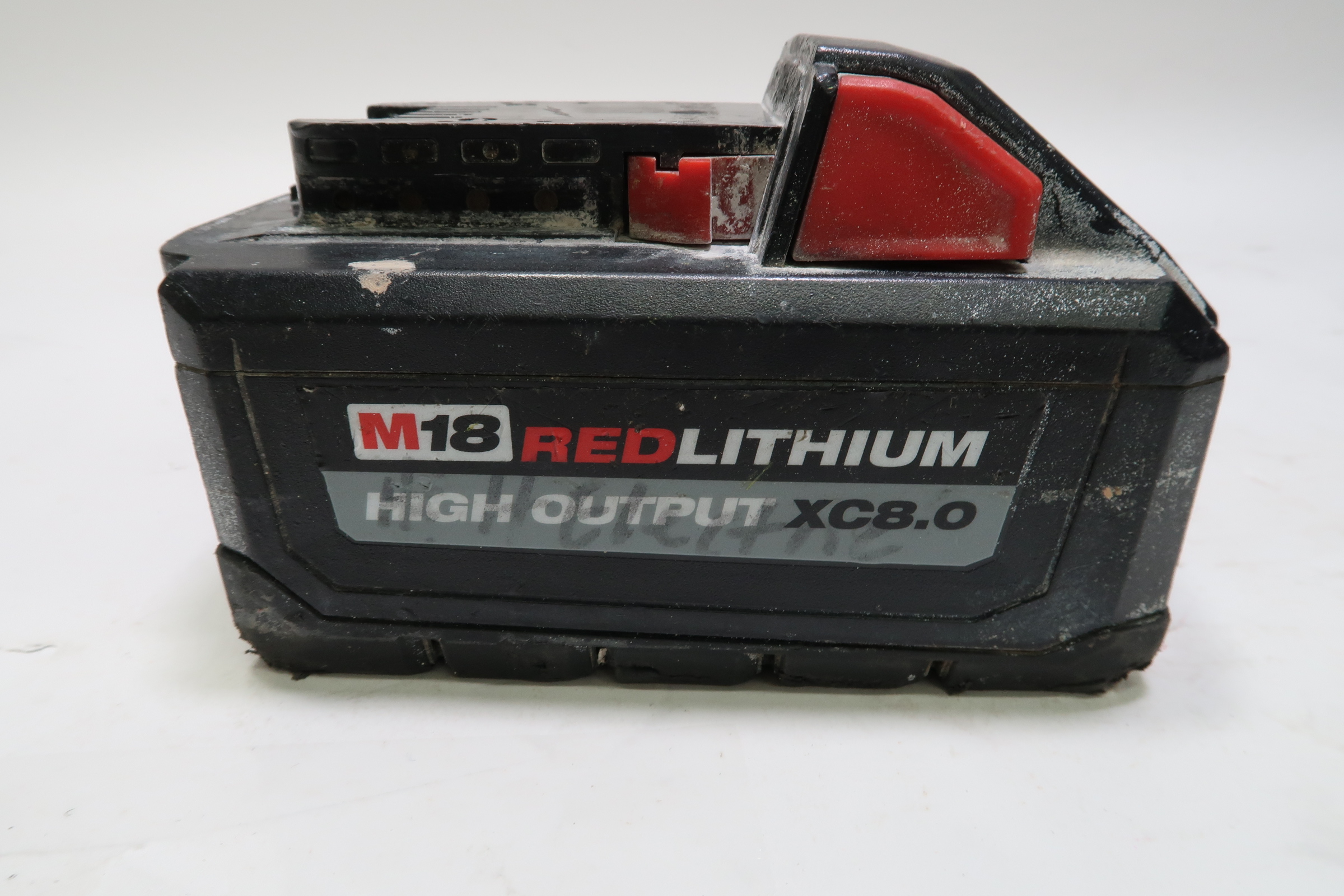 Milwaukee 48-11-1880 M18 18V Lithium-Ion HIGH OUTPUT XC 8.0 Ah Battery ...