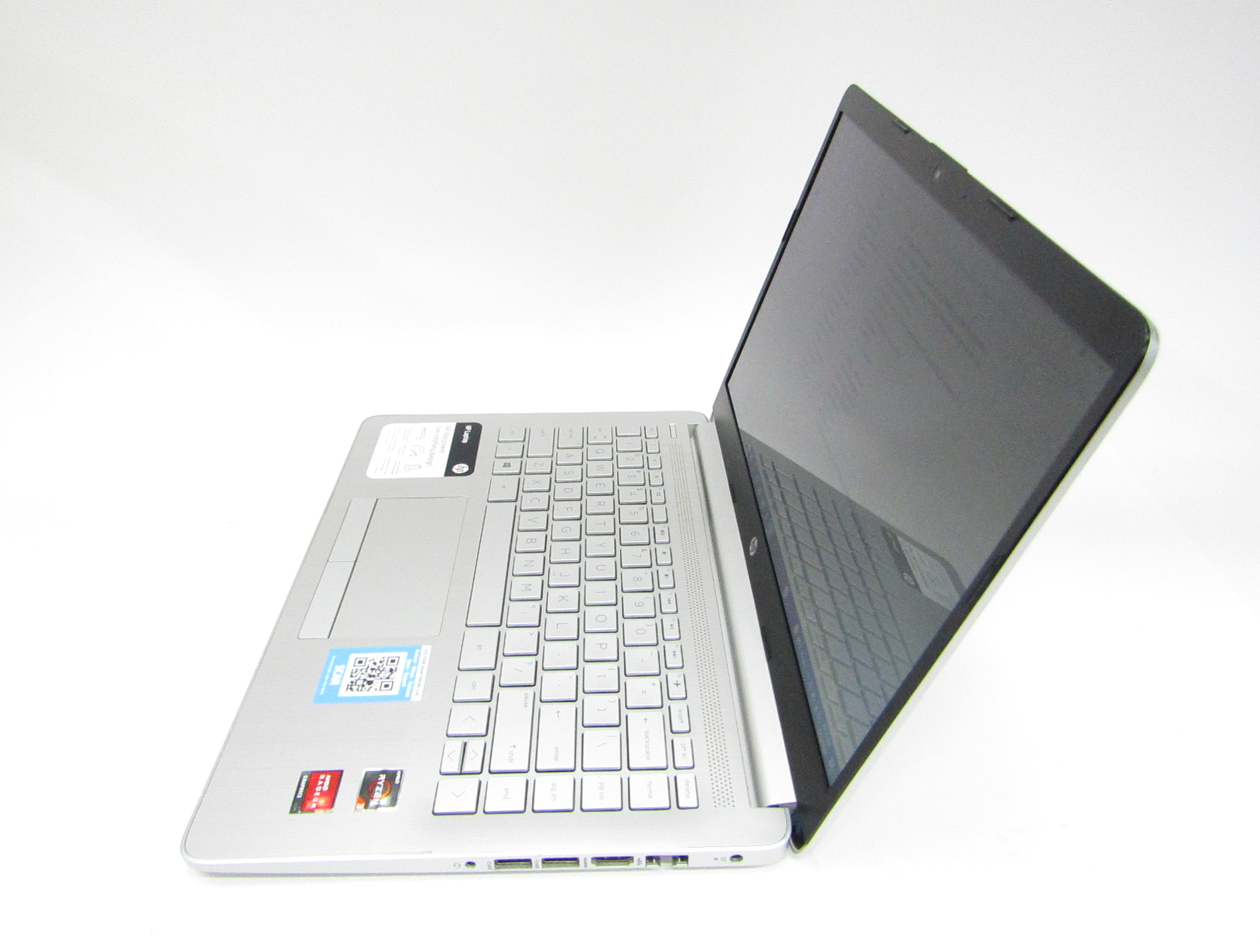 HP 14-dk1025wm Win 10 AMD Ryzen 3 3250U 2.60GHz 4GB RAM 1TB HDD 14" Laptop