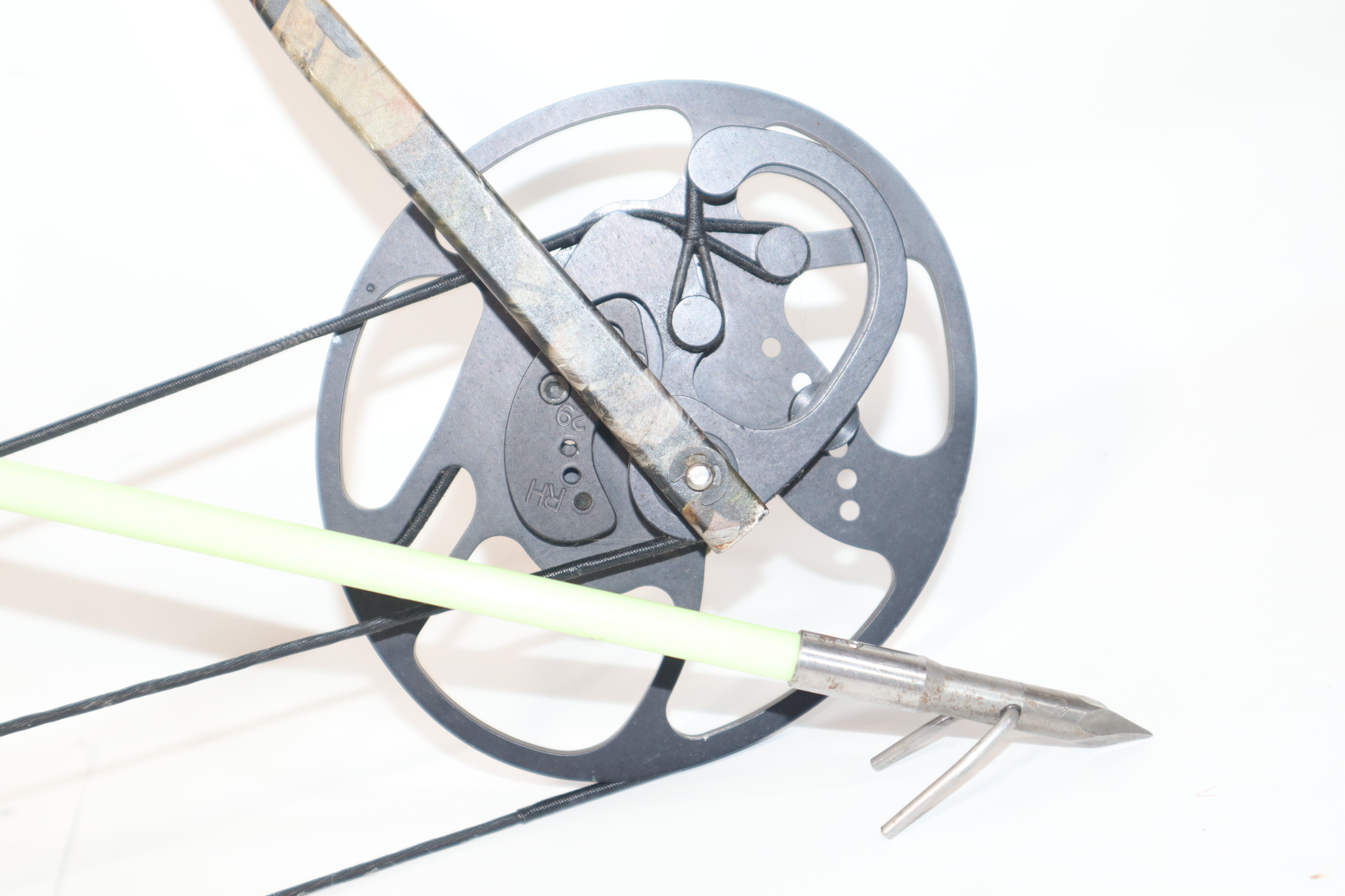 Parker Bows Eagle C3206-11021 Camouflage Compound Bow 5964 / Fishing ...