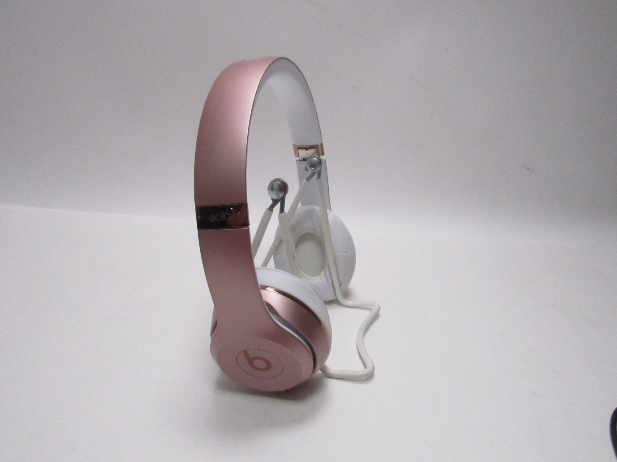 Beats by Dr. Dre Beats Solo 3 A1796 Wireless On-Ear Headphones Rose Gold
