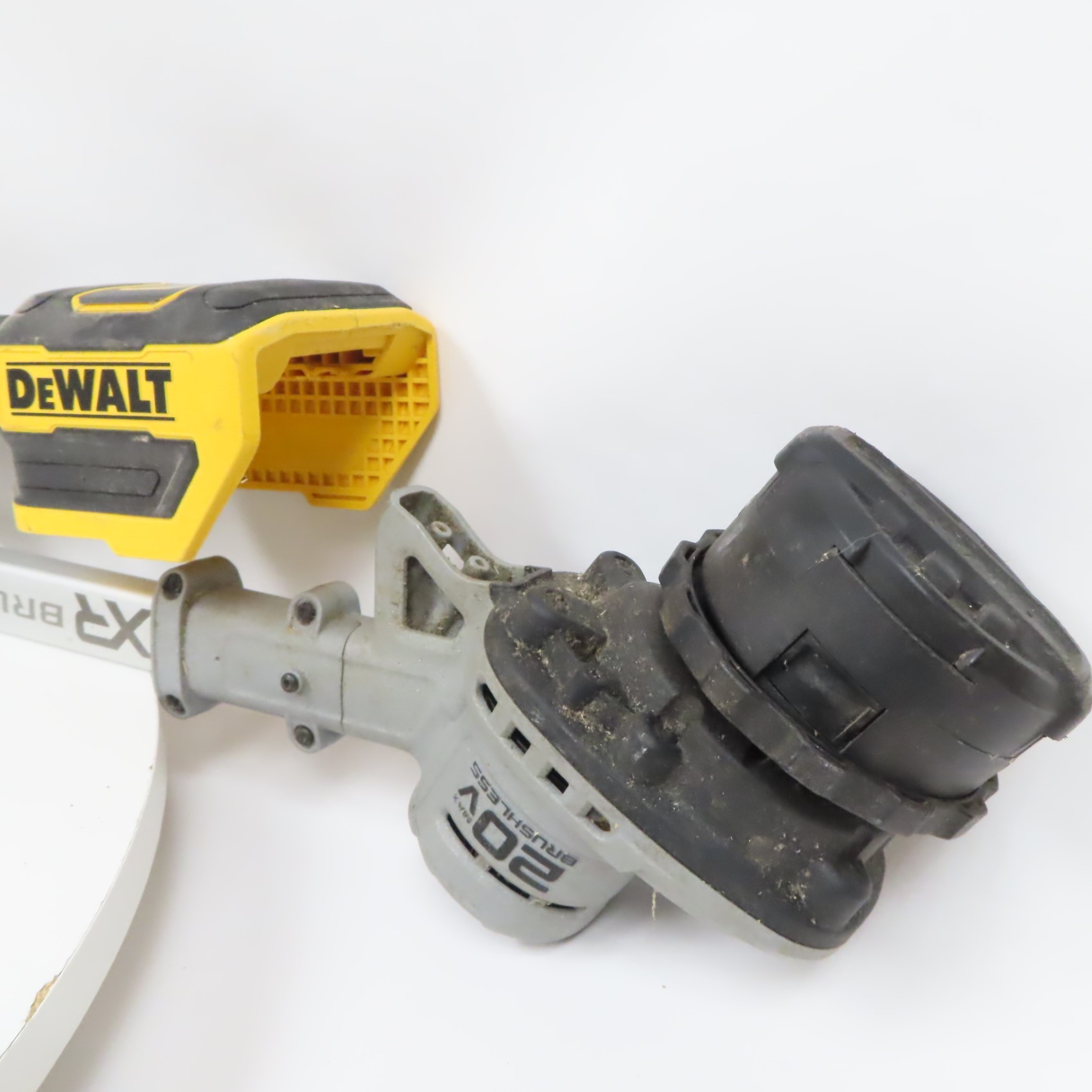 DeWalt DCST922 MAX 20V 14" Folding Electric String Trimmer (Local Pick ...