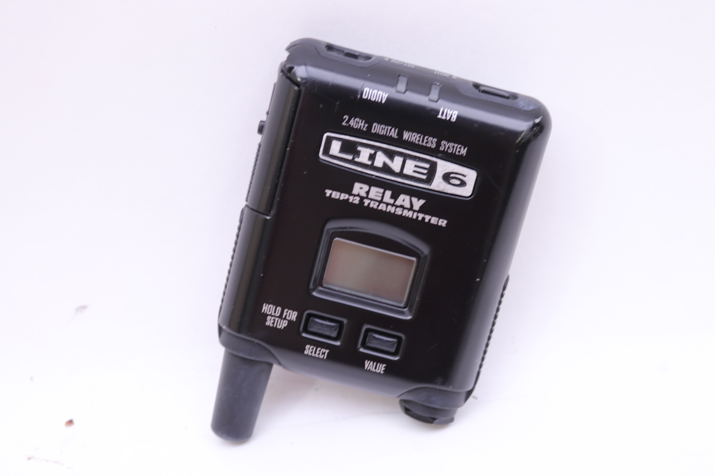 Line 6 TBP12 14-channel Bodypack Digital Wireless Transmitter Line 6 TBP12 14-channel Bodypack Digital Wireless Transmitter