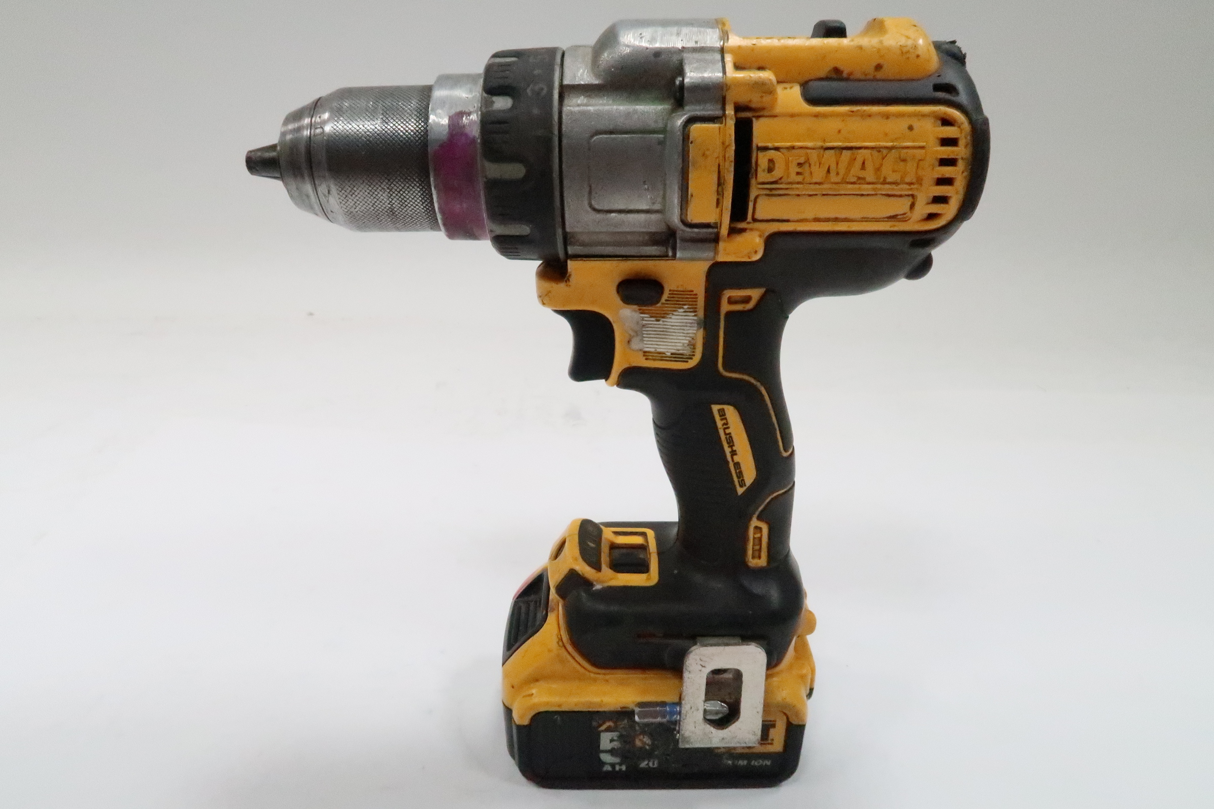 DeWalt DCD991 20V MAX XR Cordless Brushless 3-Speed 1/2 in. Drill ...