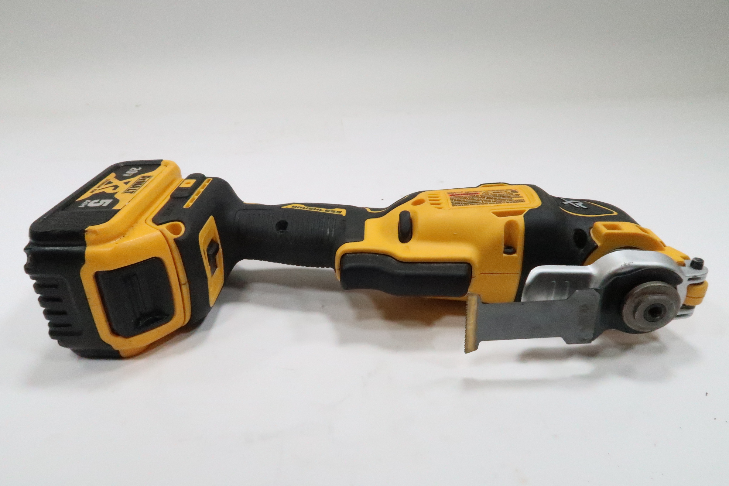 DeWalt DCS356 20V MAX XR Cordless Brushless 3-Speed Oscillating Multi ... DeWalt DCS356 20V MAX XR Cordless Brushless 3-Speed Oscillating Multi ...