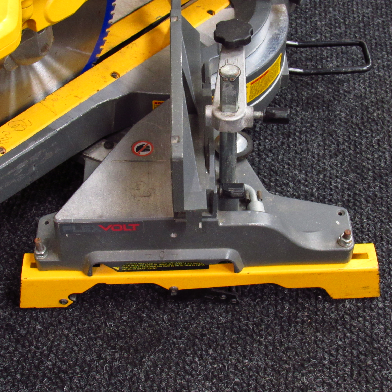 DeWalt DHS790 FlexVolt 120V 12'' Corded/Cordless Sliding Miter Saw -Pick-Up Only