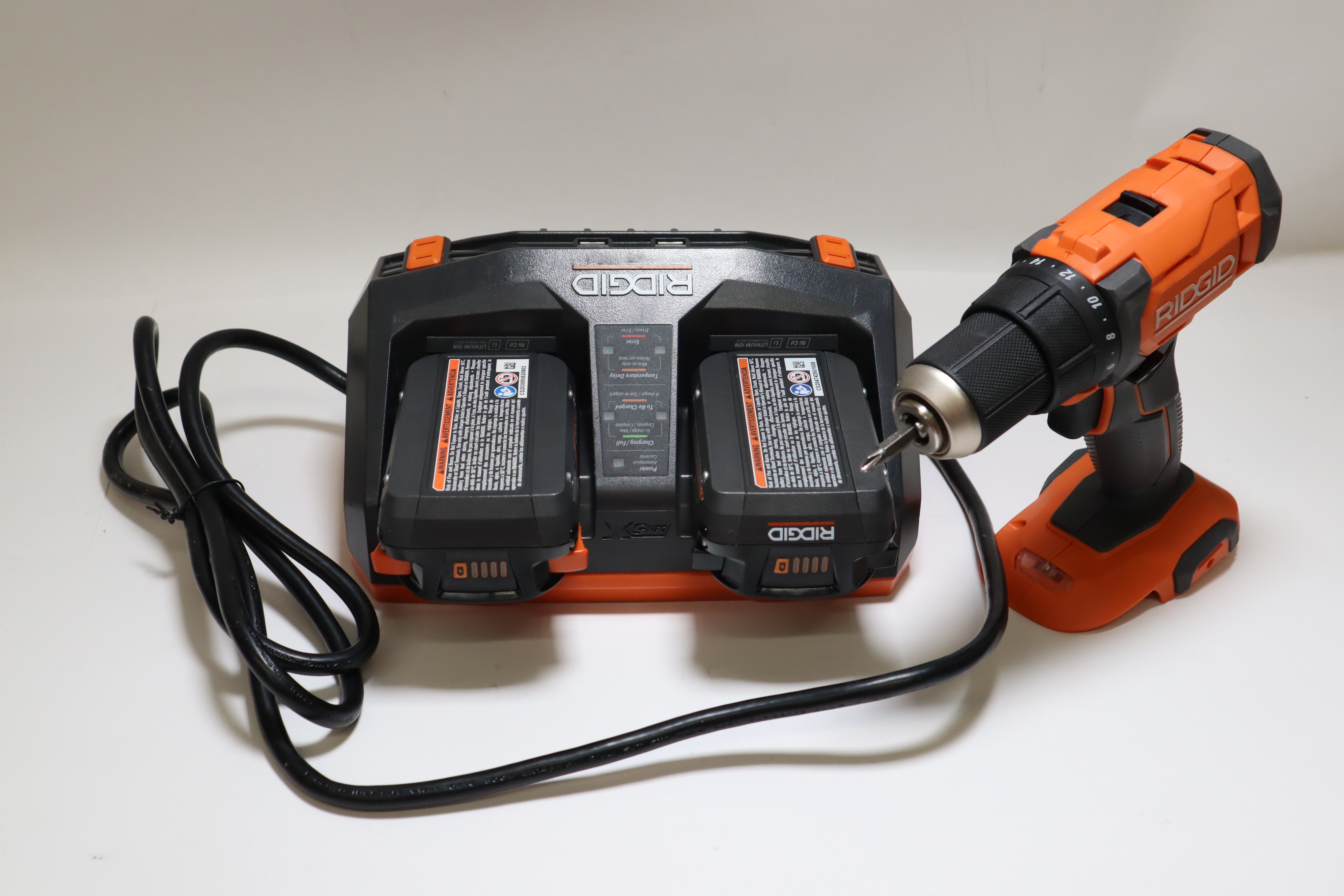 Ridgid R86001 18V Cordless 1/2" Drill Driver Charger Kit 7716