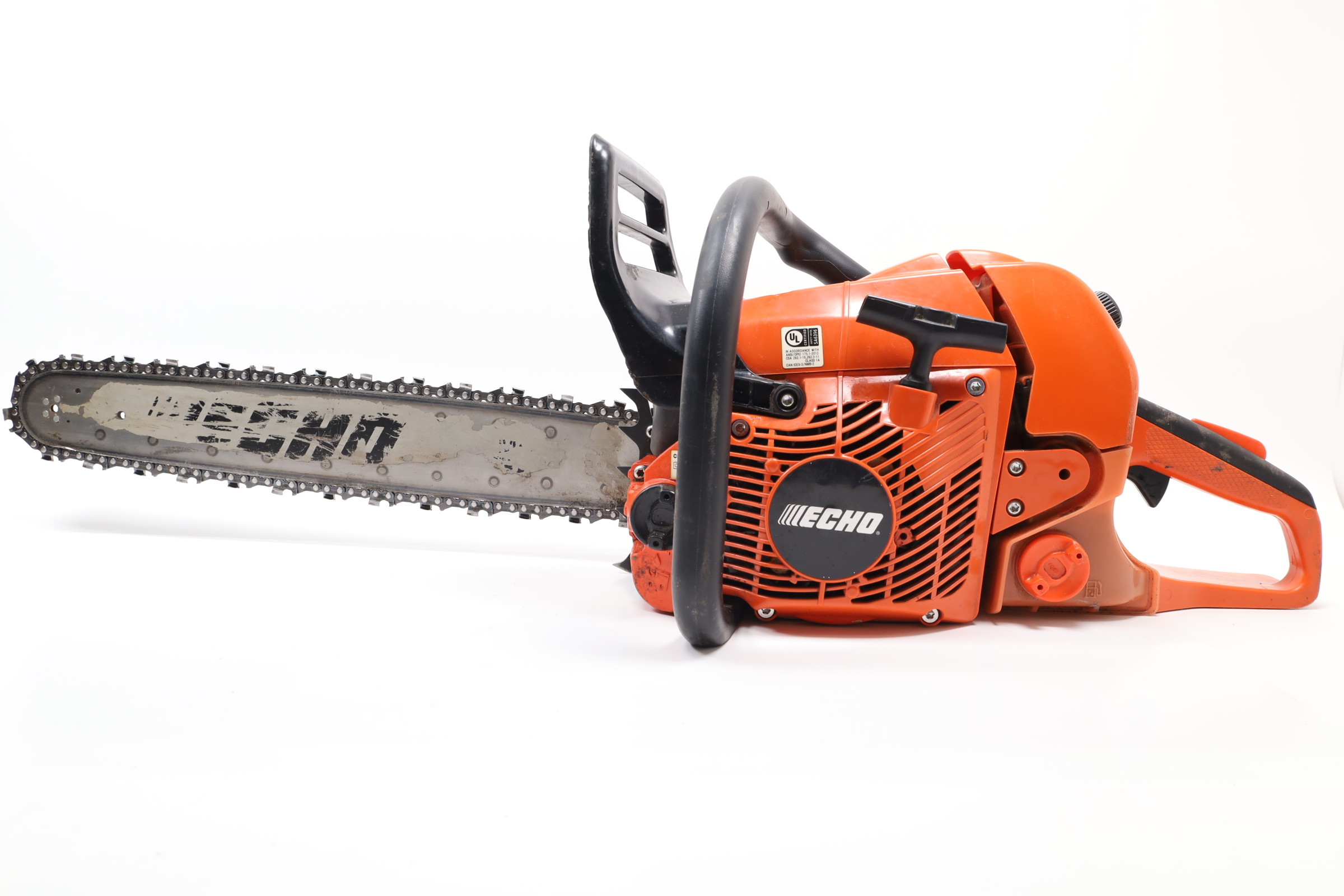 Echo Timber Wolf CS-590 20" 59.8cc Gas-Powered 2-Stroke Cycle Chainsaw