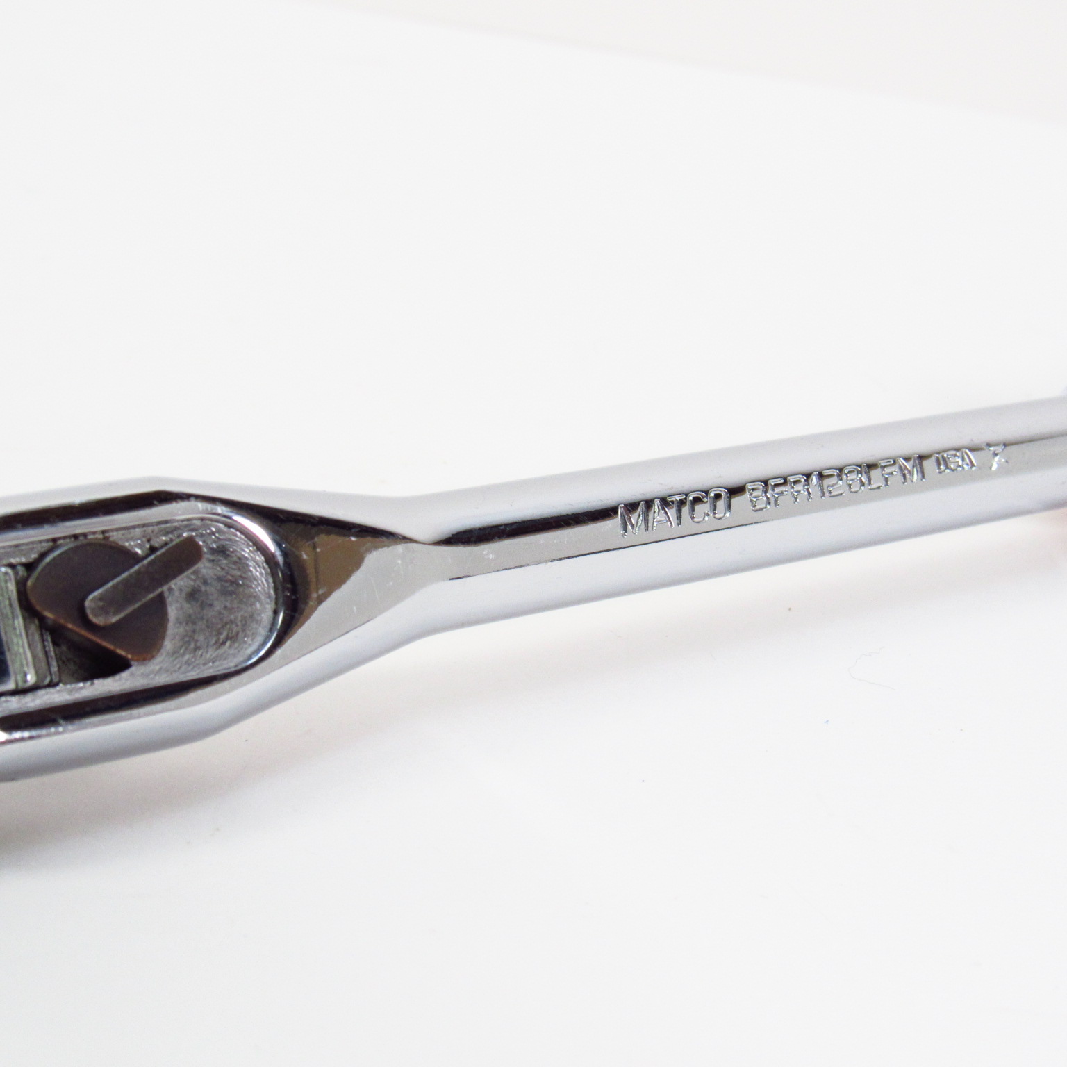 Matco Tools BFR128LFM 3/8'' Drive Flex-Head Ratchet - Orange Handle