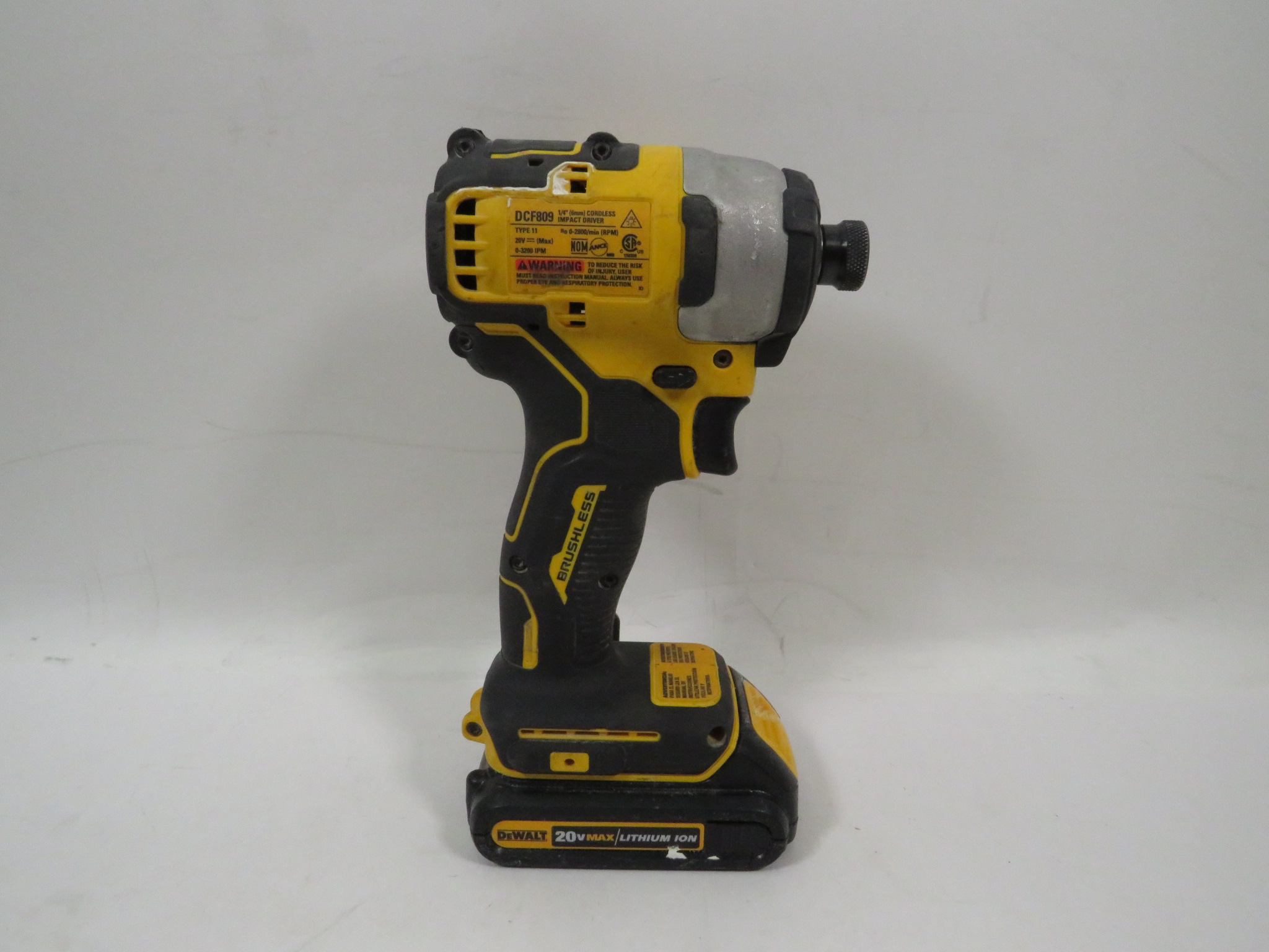 DeWalt DCF809 ATOMIC 20V MAX Cordless Brushless Compact 1/4" Impact Driver