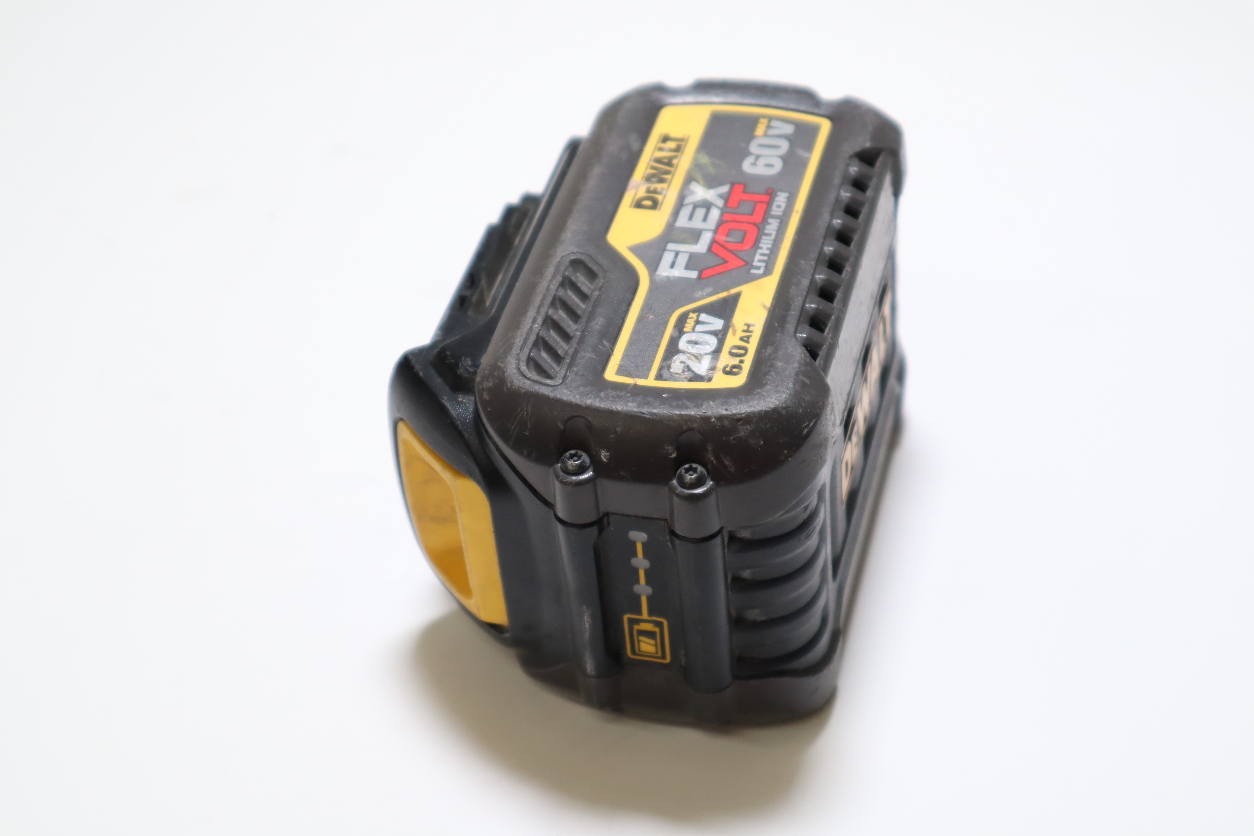 DeWalt DCB606 20V/60V Power Tool Battery Pack 6.0AH 8369