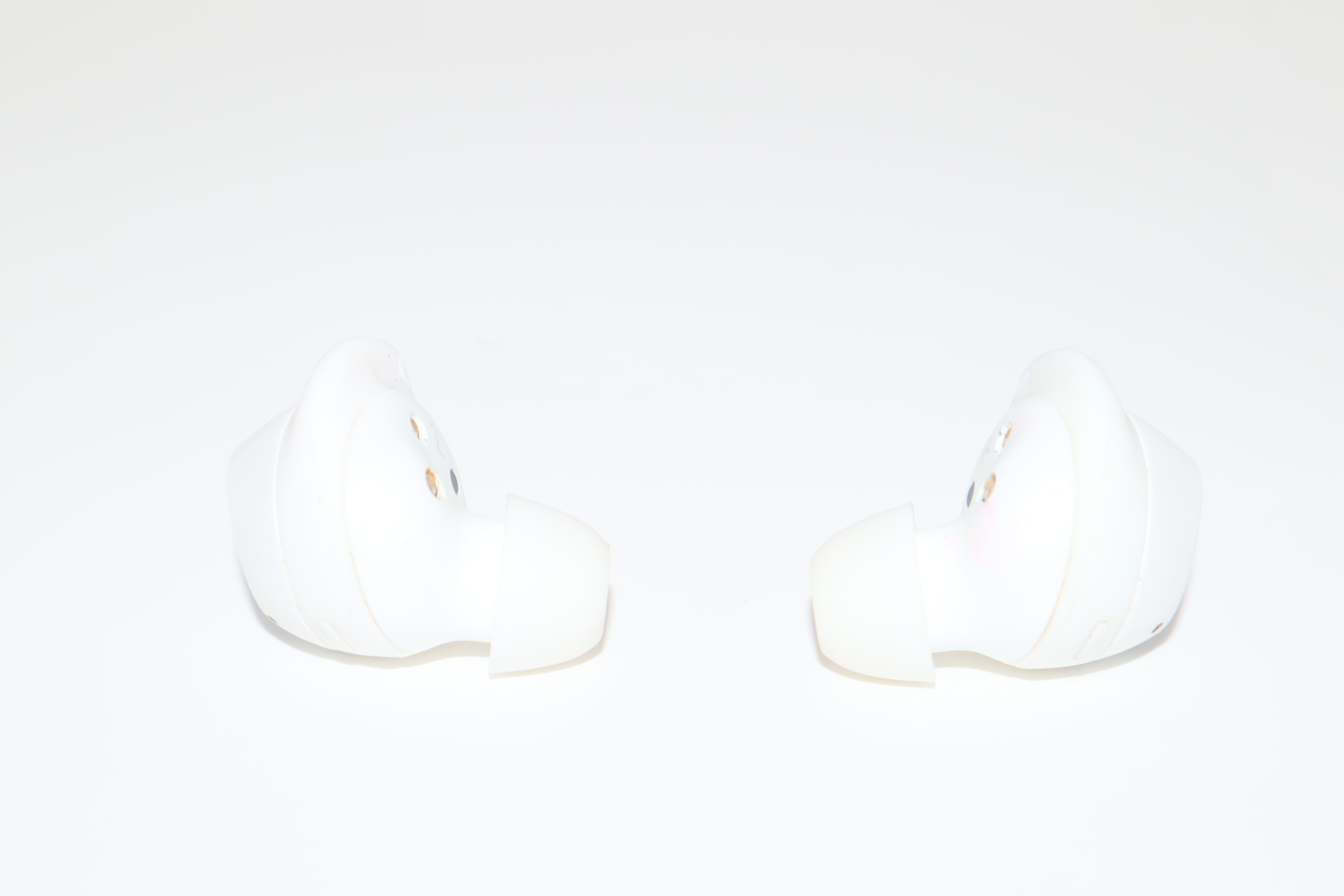 Samsung Galaxy Buds SM-R170 White True Wireless Bluetooth Earbuds 22JX