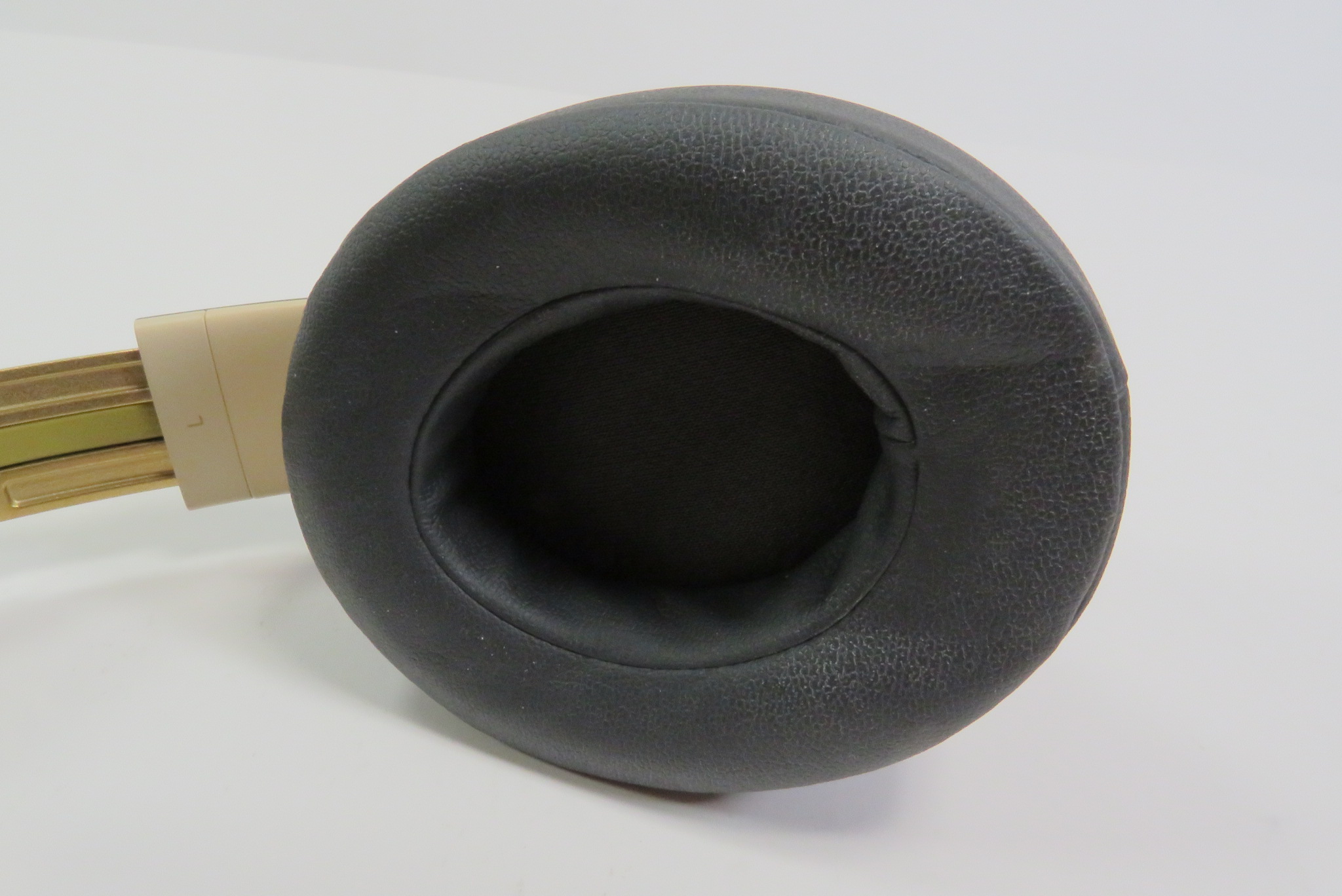 Apple Beats Studio 3 Wireless A1914 MXJ92LL/A Noise Cancelling Headphones