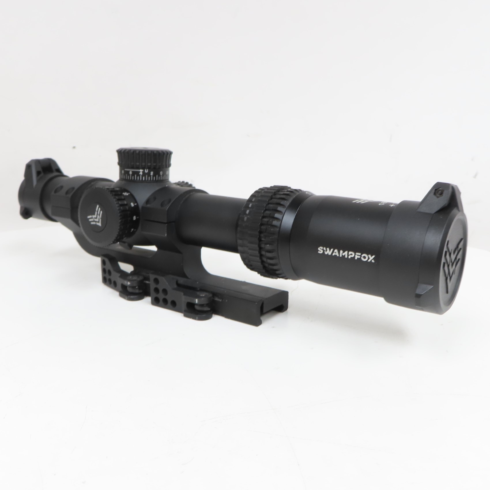 SwampFox Tomahawk LPVO 1-8x24mm MOA Red Dot Rifle Scope