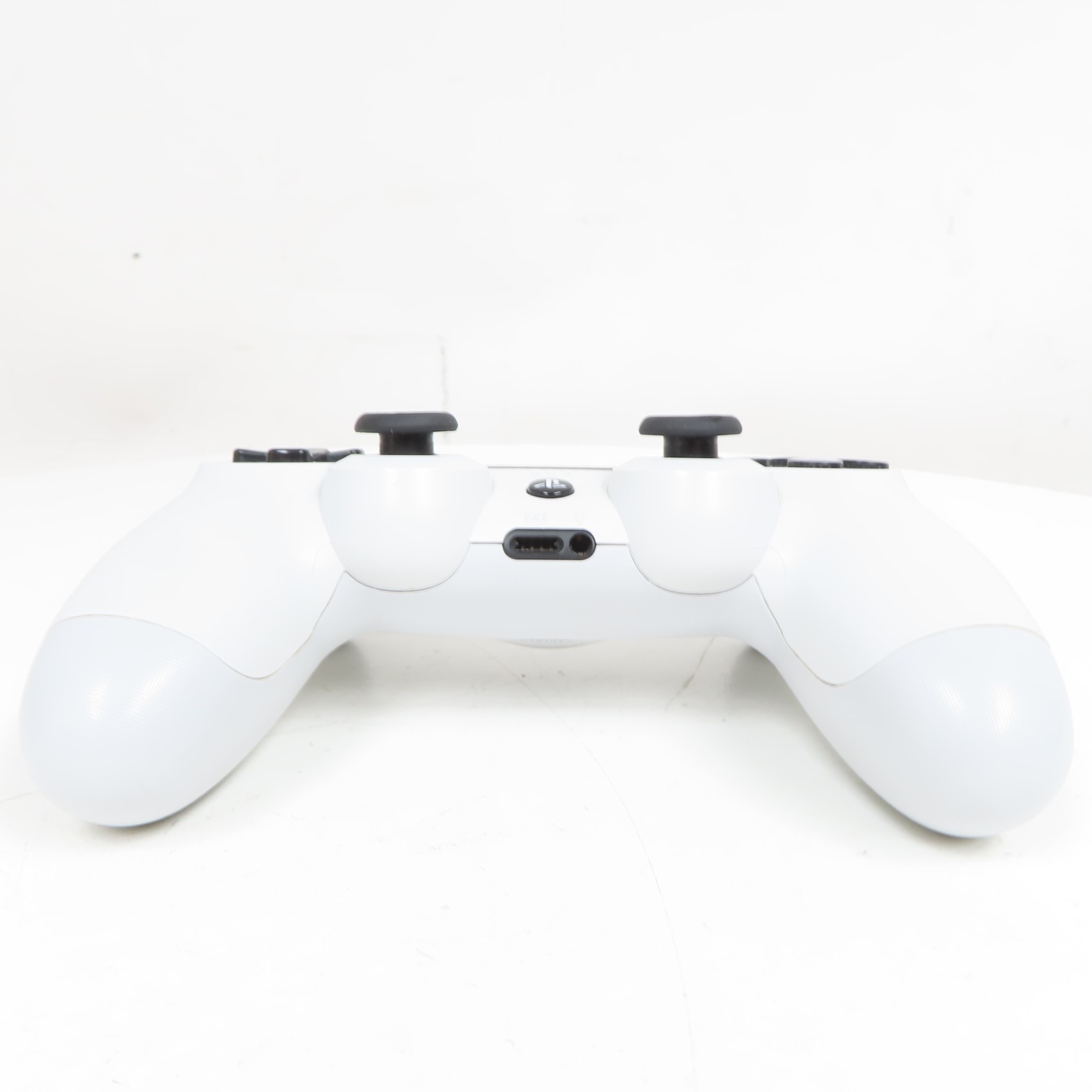 Sony CUH-ZCT2U DualShock 4 Controller for PlayStation 4/PC - Glacier White