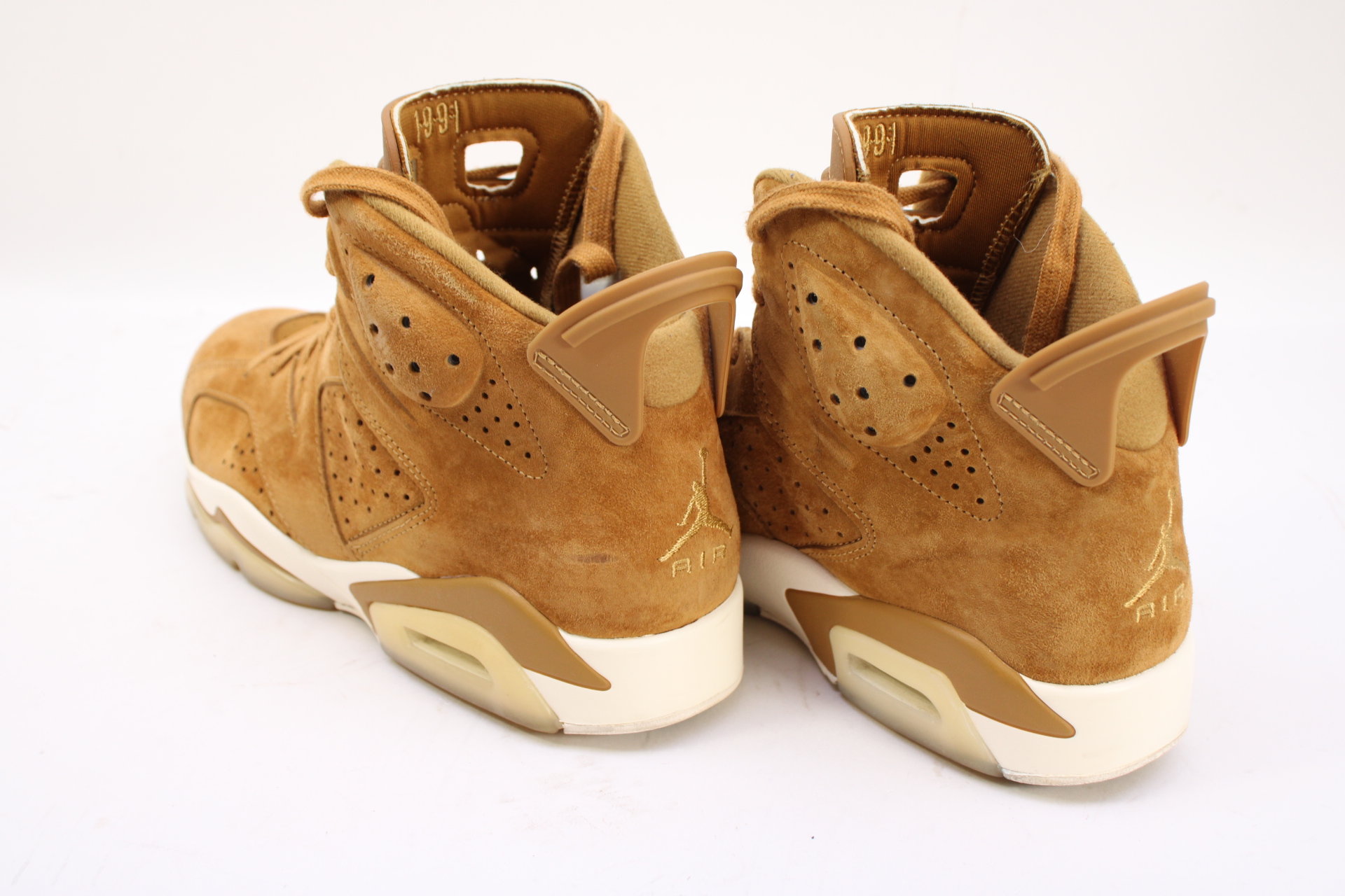 Nike 384664-705 Air Jordan 6 Retro - Wheat/Golden Harvest - Men's Size 8.5