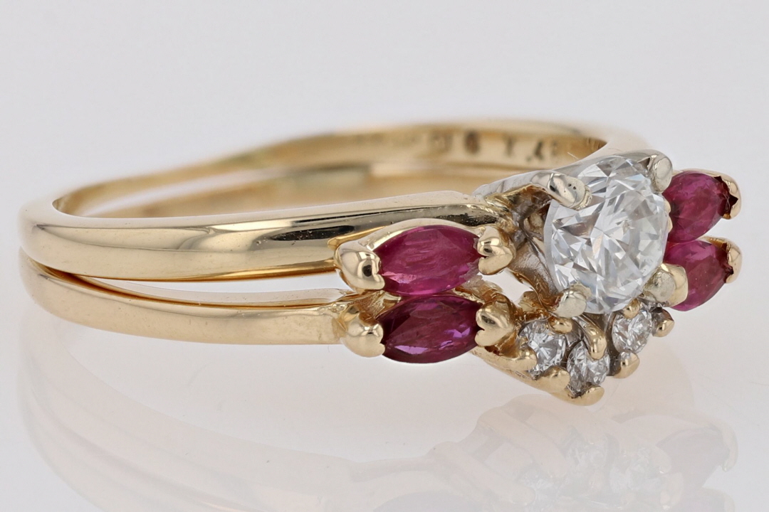 .63ctw Round Cut Diamond and Ruby Wedding Set Rings 14k Yellow Gold Size 6.5