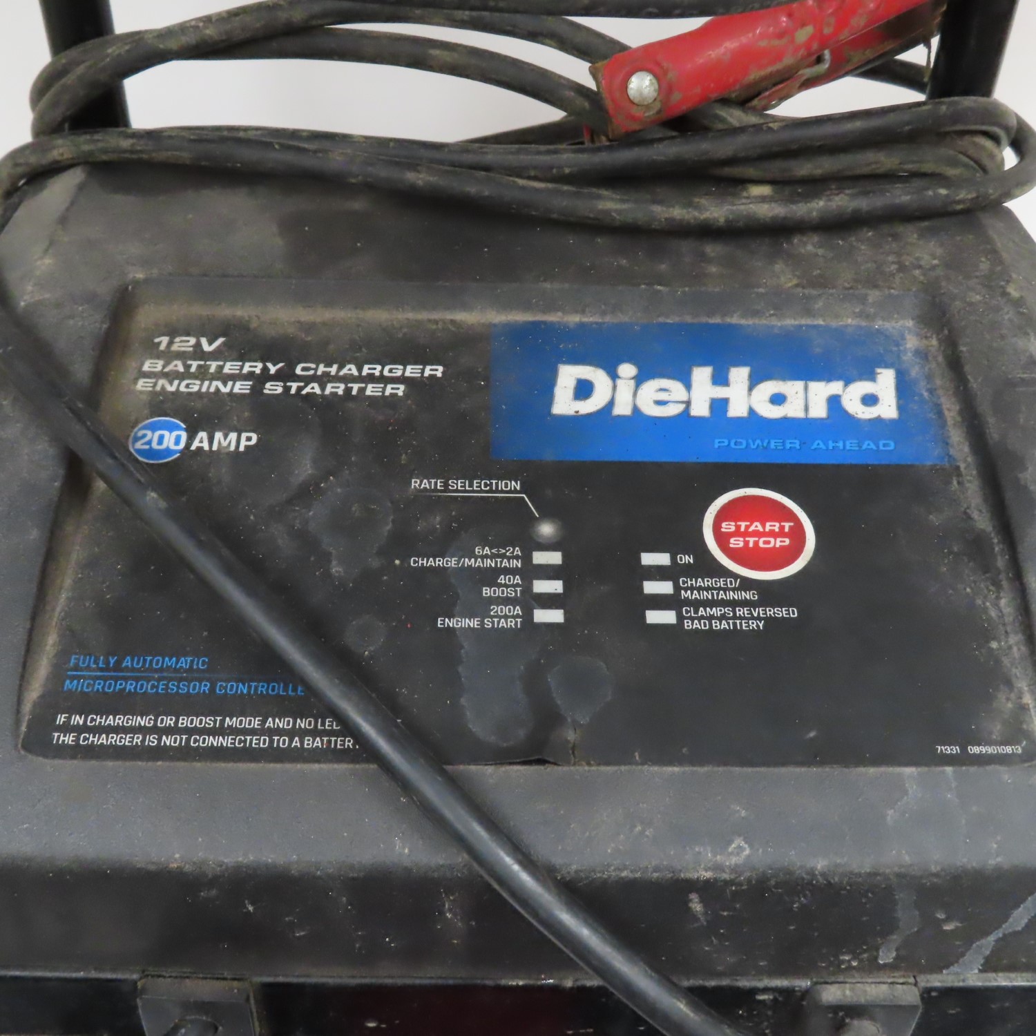 DieHard 71331 200 Amp 12V Smart Wheel Battery Charger (Local Pick-Up Only)
