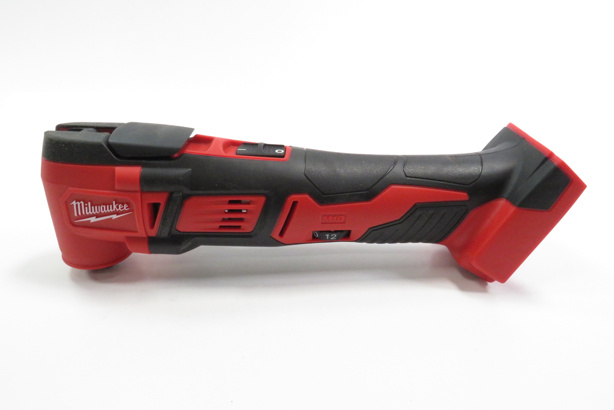 Milwaukee 2626-20 M18 18V Cordless Oscillating Multi-Tool