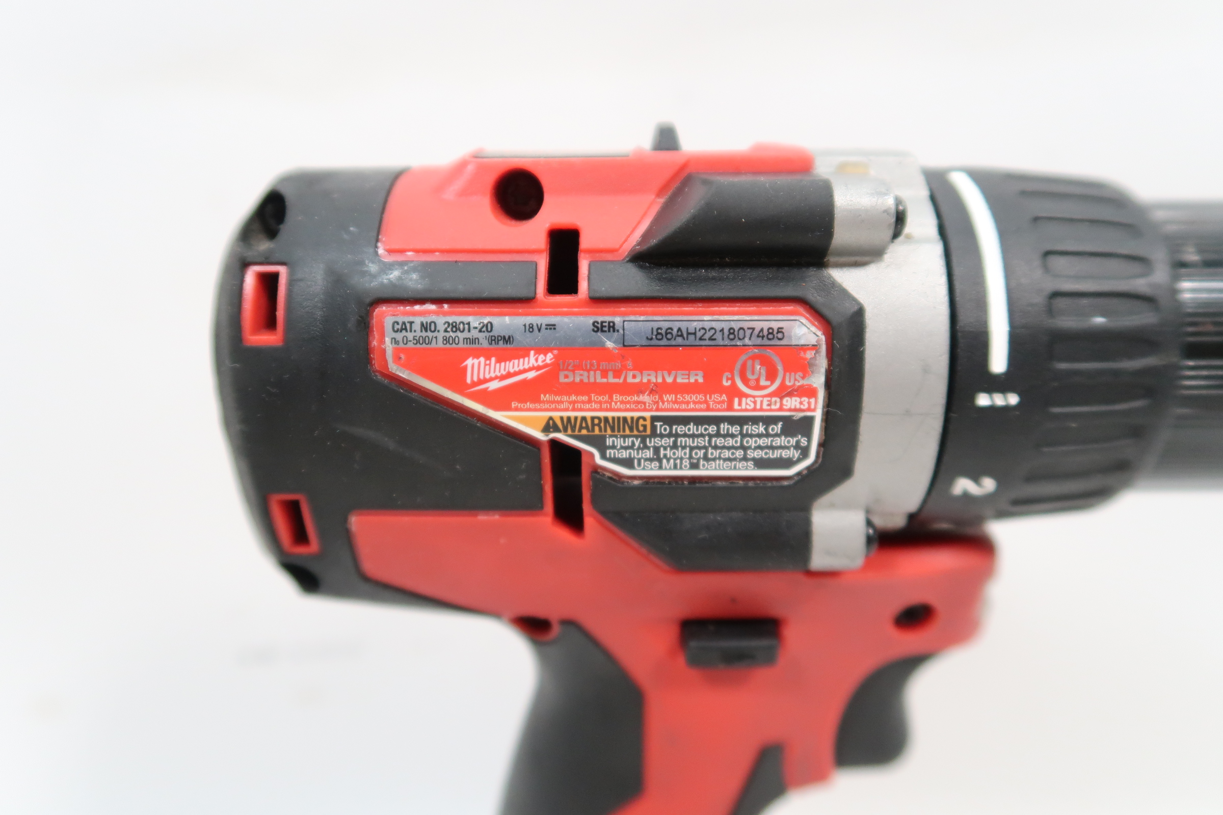 Milwaukee 2801-20 18-Volt Li-Ion Brushless Cordless 1/2" Compact Drill ...