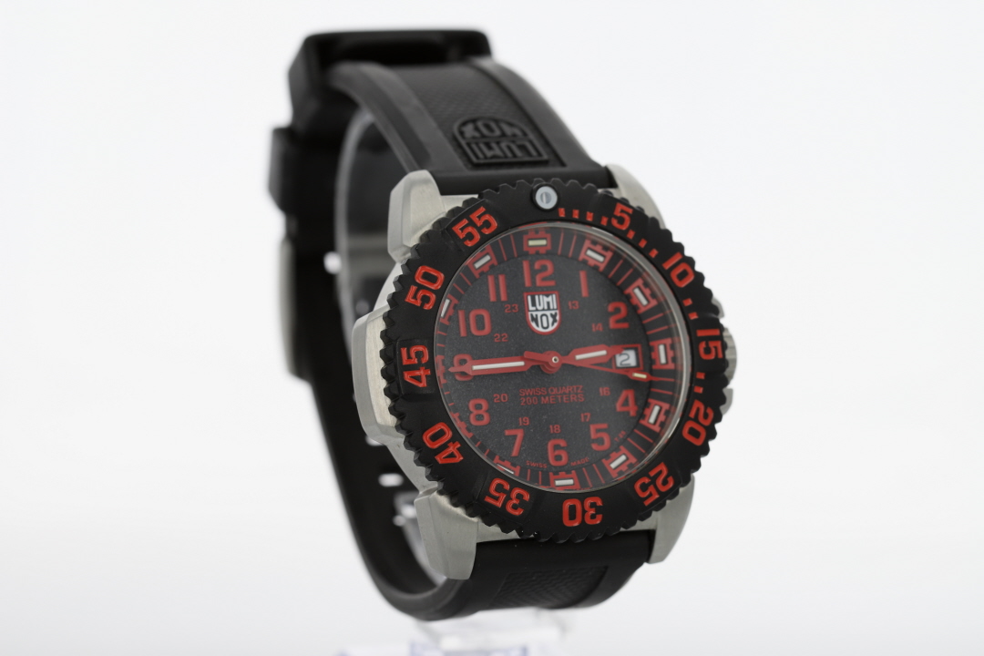 Luminox Colormark Series 3150 44mm Black Dial Rubber Strap Men's Wristwatch