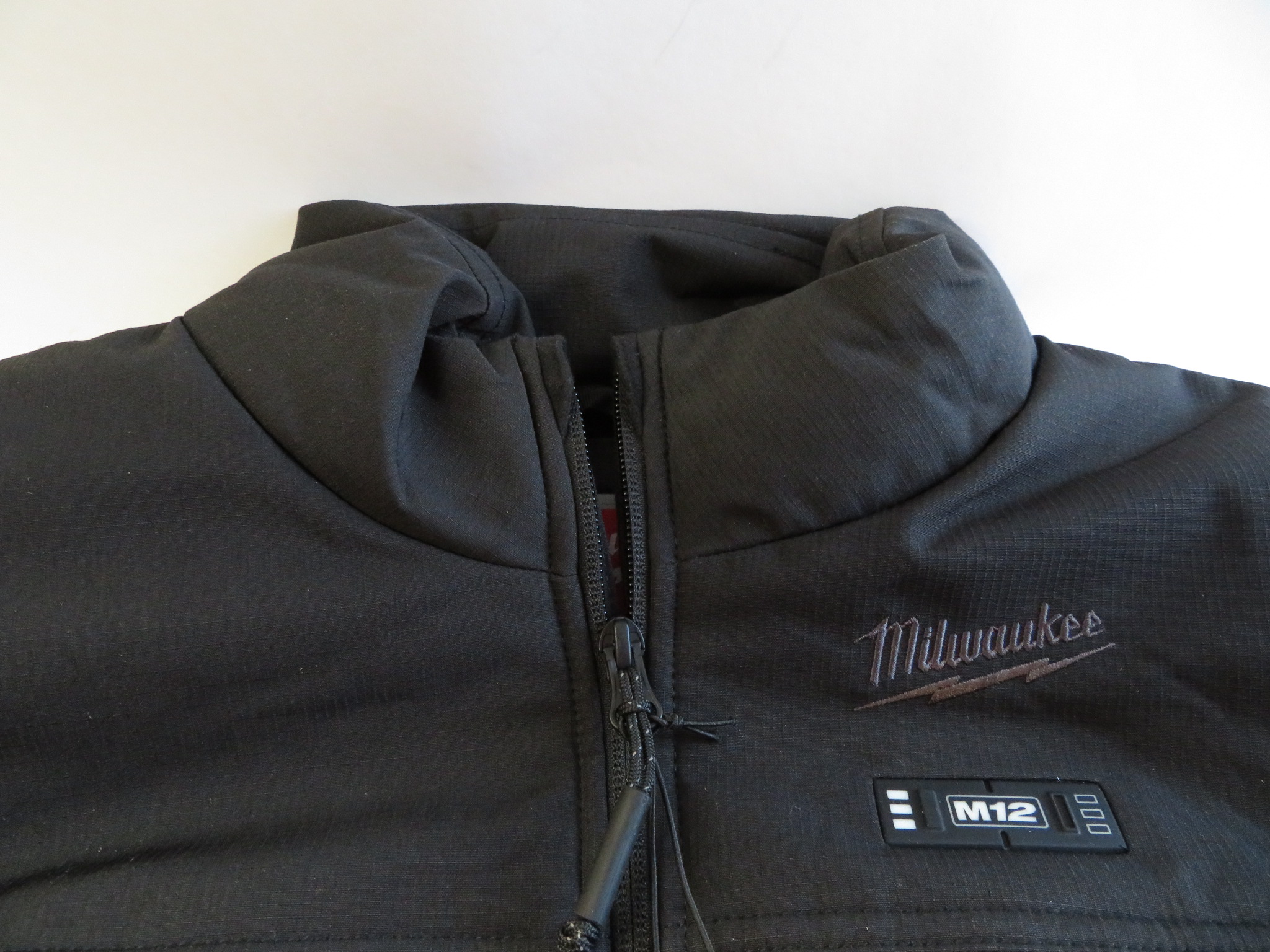 Milwaukee 234-21 M12 Heated Womens AXIS Jacket Large