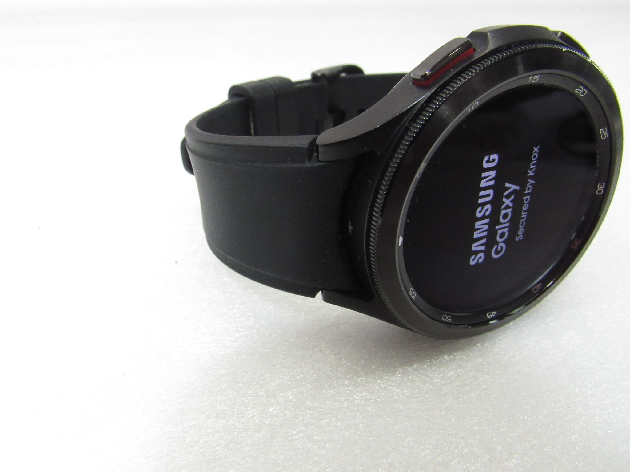 Samsung SM-R890 46mm Stainless Steel Smartwatch Galaxy Watch4 Classic Black