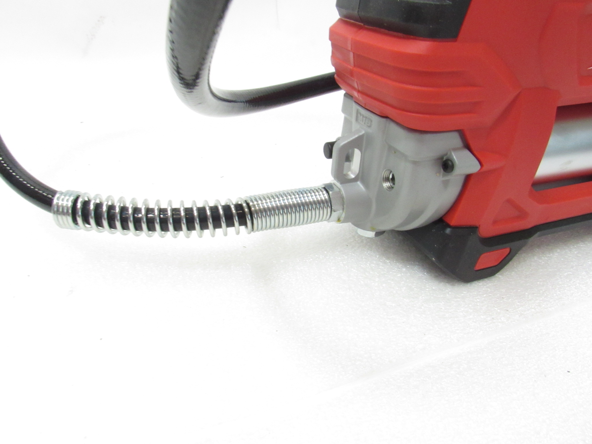 Milwaukee 2646-20 M18 Cordless 2 Speed Grease Gun