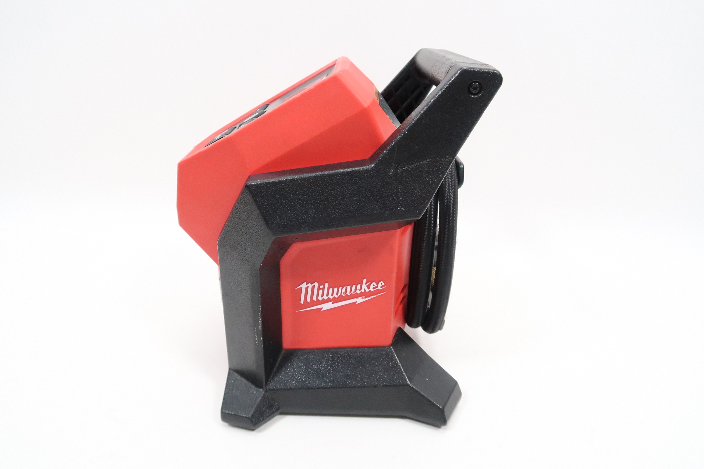 Milwaukee 2475-20 12-Volt Lithium-Ion Cordless Compact Inflator
