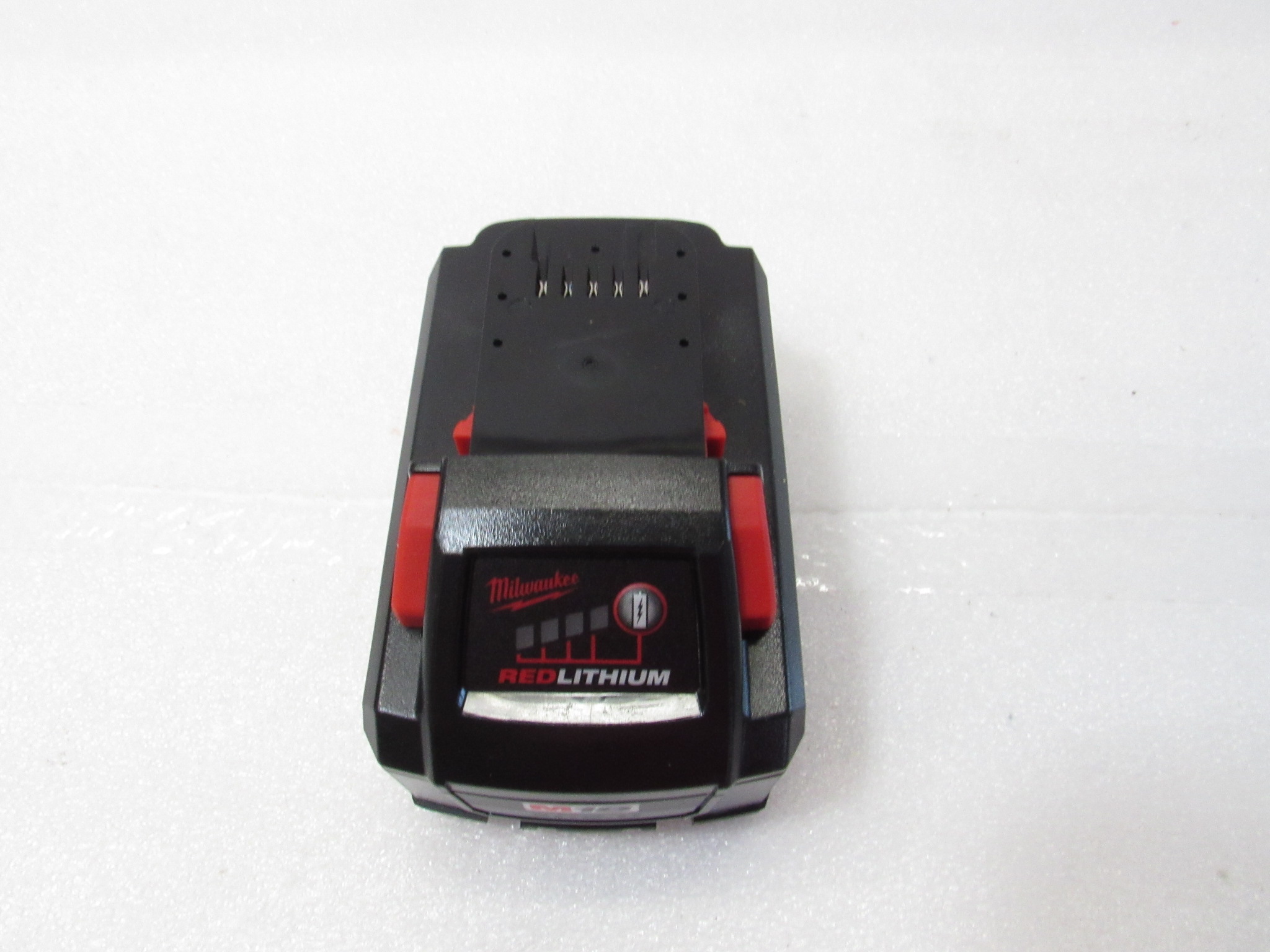 Milwaukee 48-11-1865 M18 18-Volt Lithium-Ion High Output Battery Pack 6.0Ah