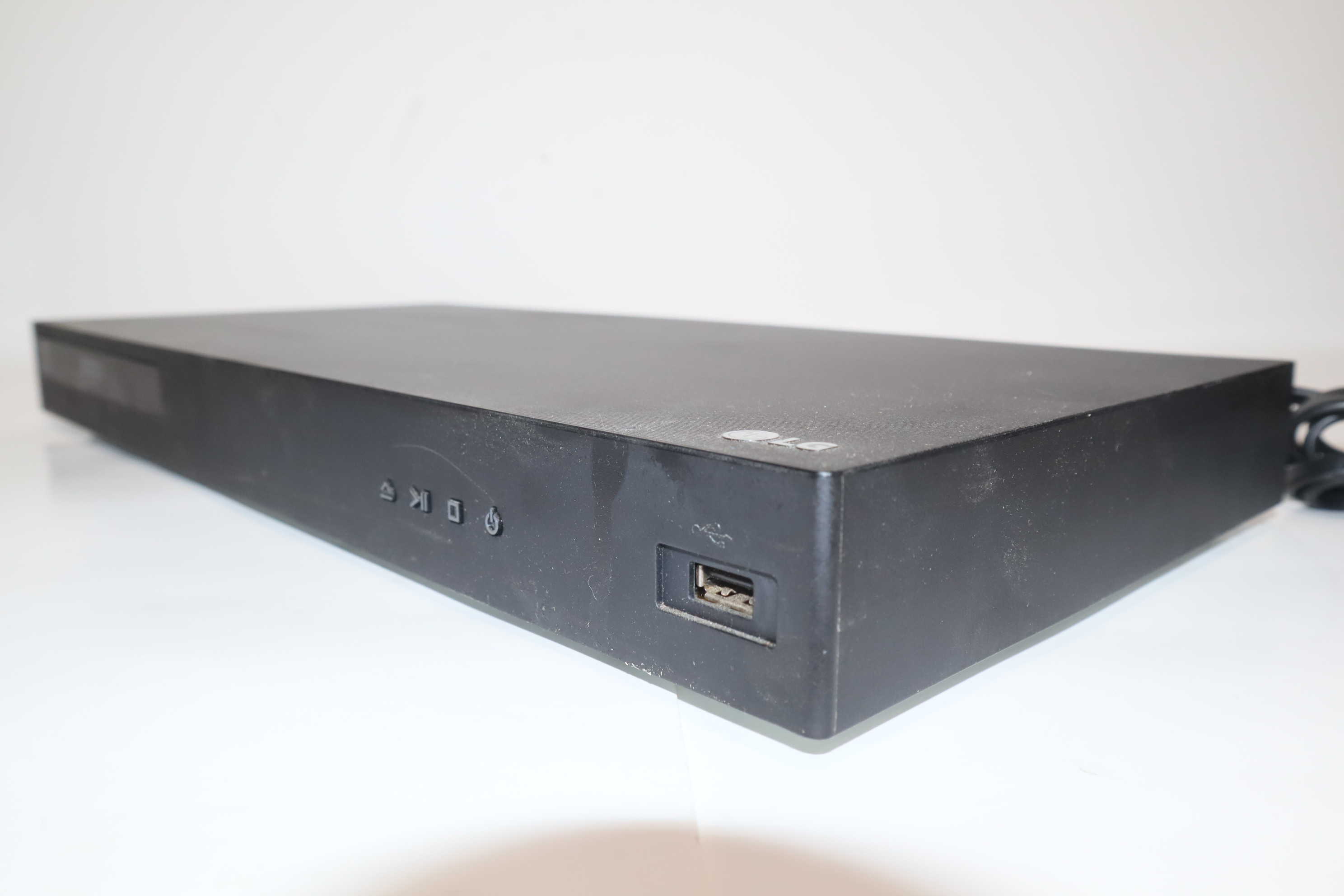 LG UBKM9 4K Upscaling Ultra-HD 3D Blu-ray Disc Player 4082/Wi-Fi & 4K ...