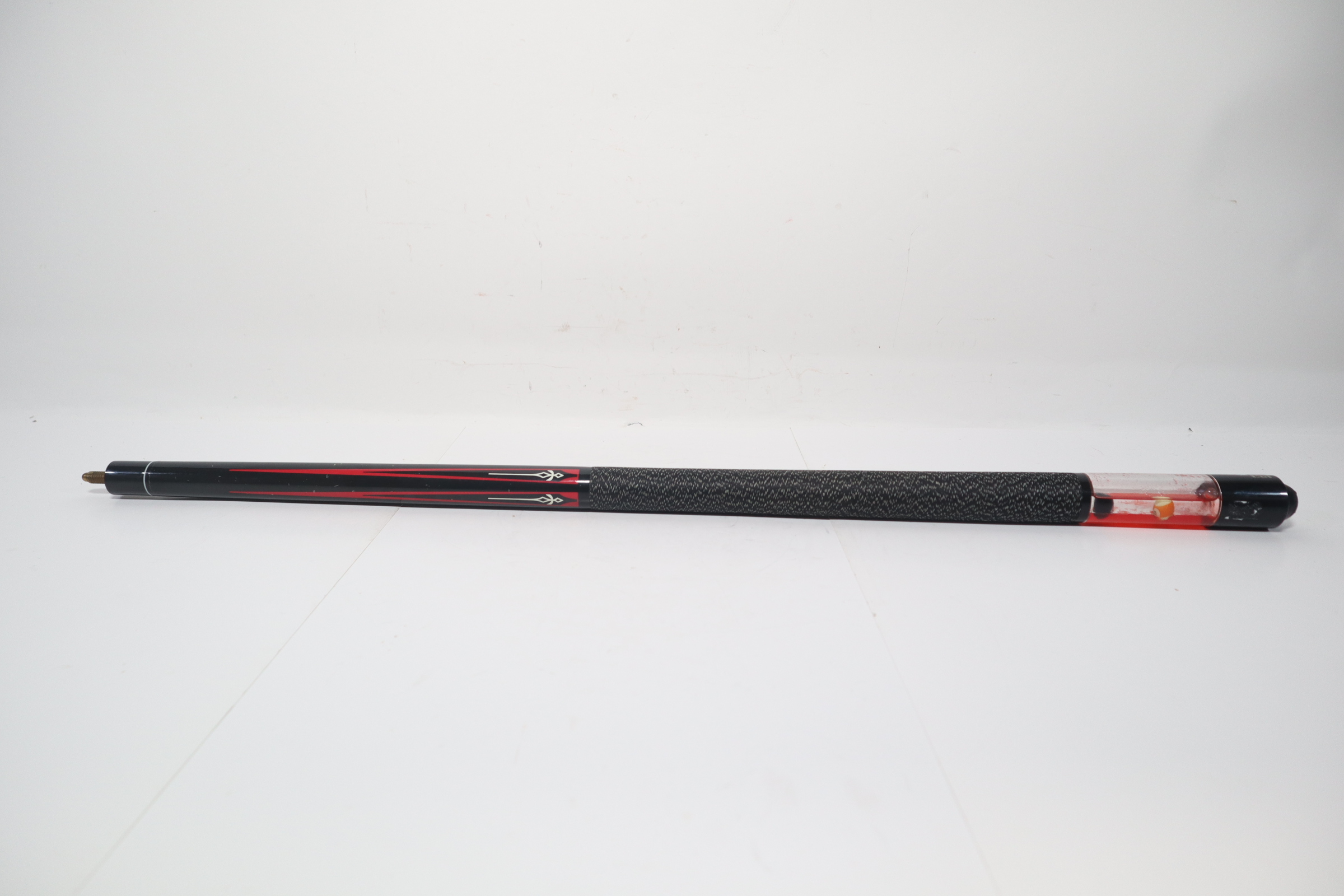 Minnesota Fats Black/Red/White 18-Ounce 57-Inch Pool Cue & Soft Pool ...