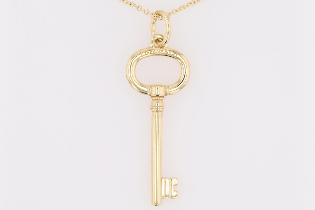Tiffany & Co. Skeleton Key Pendant on 16" Necklace 18k Yellow Gold 4.66 ...
